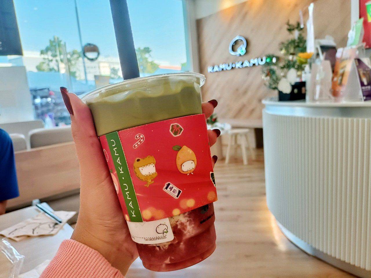 รีวิว Kamu Tea บิ๊กซี เพชรเกษม - 🍵 เครื่องดื่มสีสันเข้ากับเทศกาลปีใหม่ 🎄🍓
