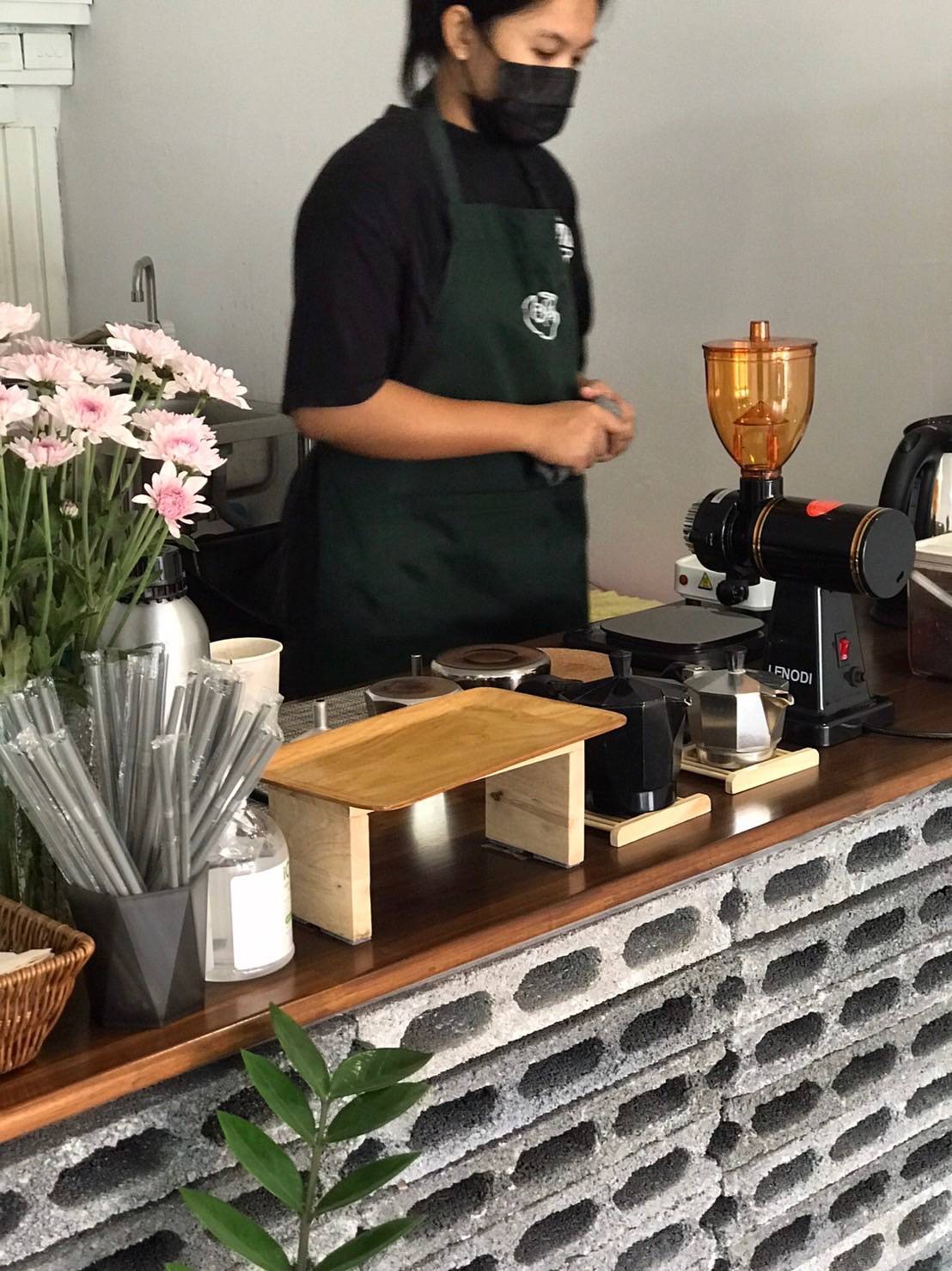 รูป MAEW KIN HANG COFFEE