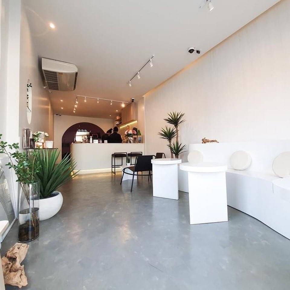 รูป BLESS BAR CAFE (กิ่งแก้ว 58)