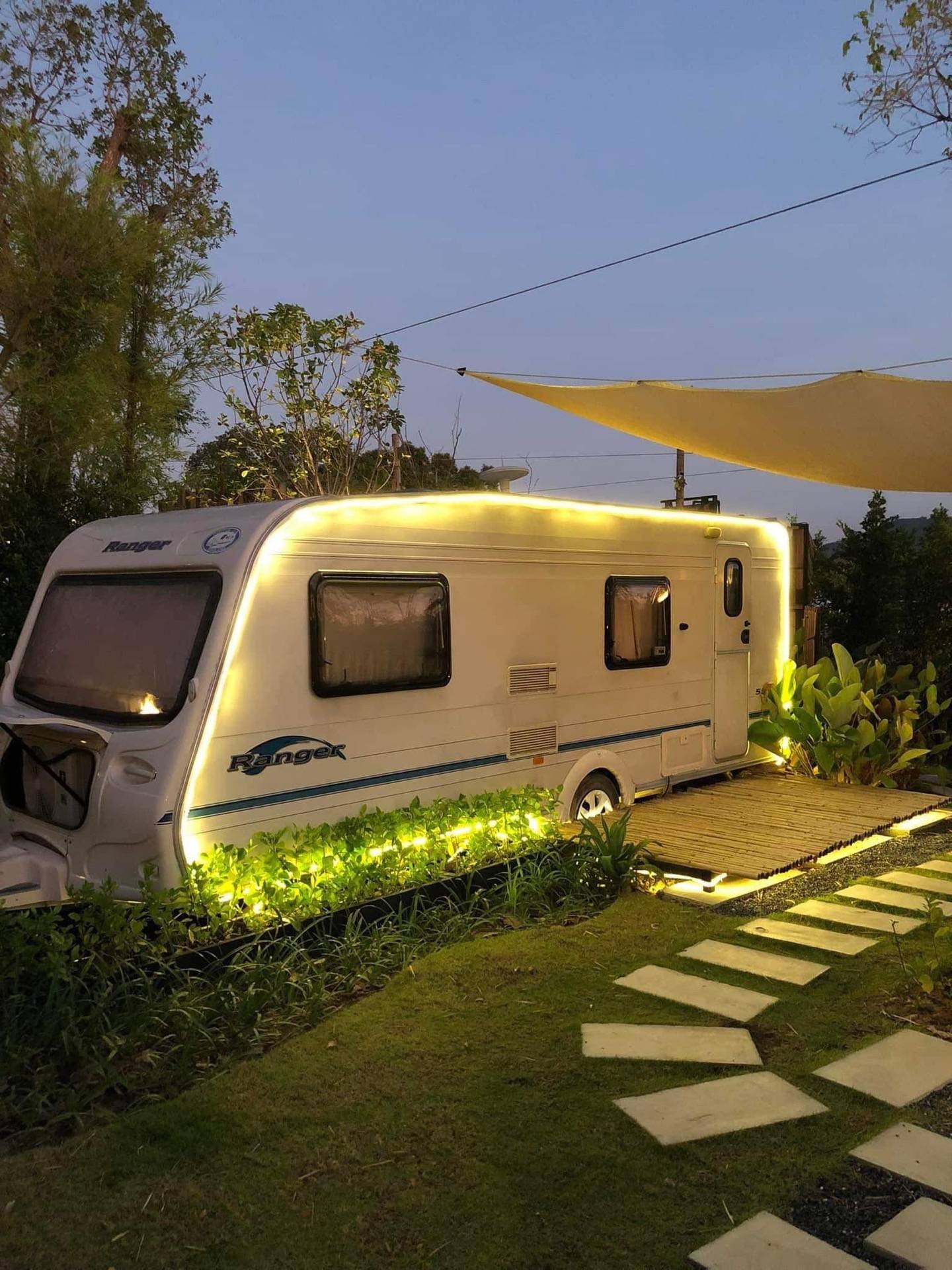 รูป Esc base camp เขาใหญ่ ปราจีนบุรี