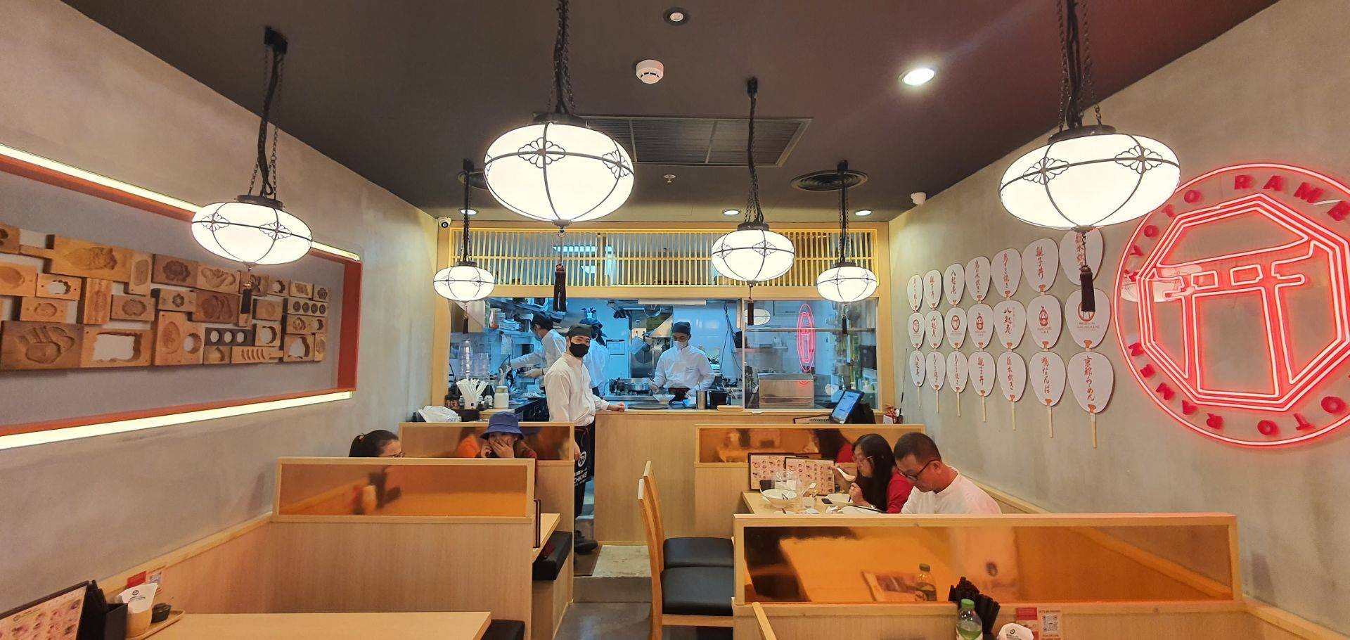 รูป Hachicken Ramen Terminal Rama3