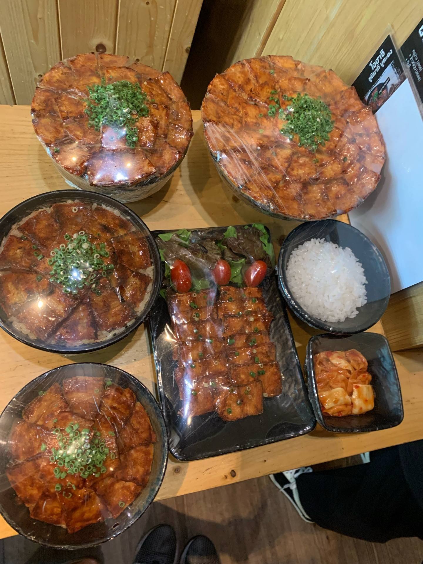 รูป Ohachi Butadon (สาขาอารีย์) อารีย์ - Wongnai