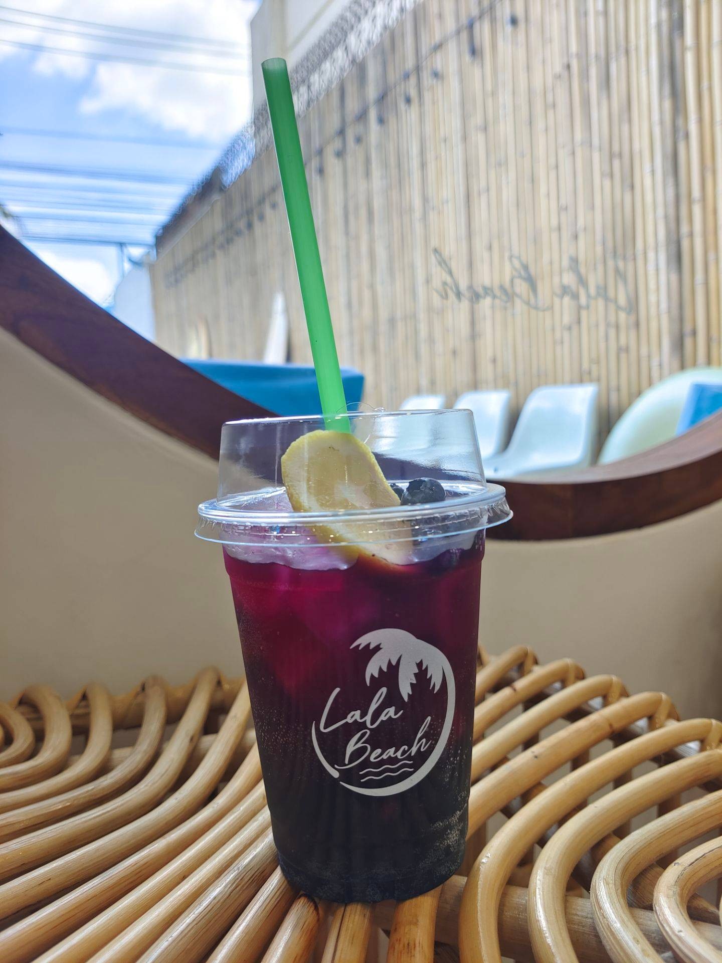 ร้าน Lala Beach | รีวิวร้านอาหาร