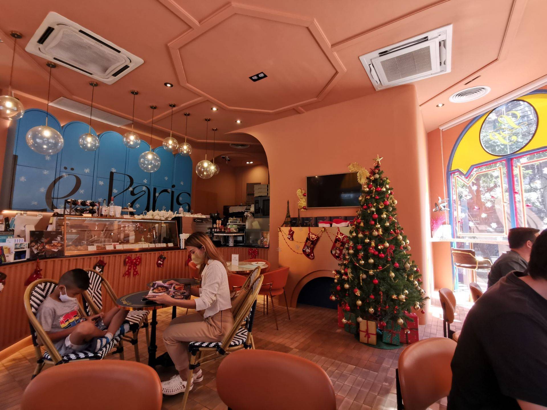 รีวิว Le Paris Pasta & Bakery เอกมัย เอกมัย - ดีล 799 portion ไม่ใหญ่