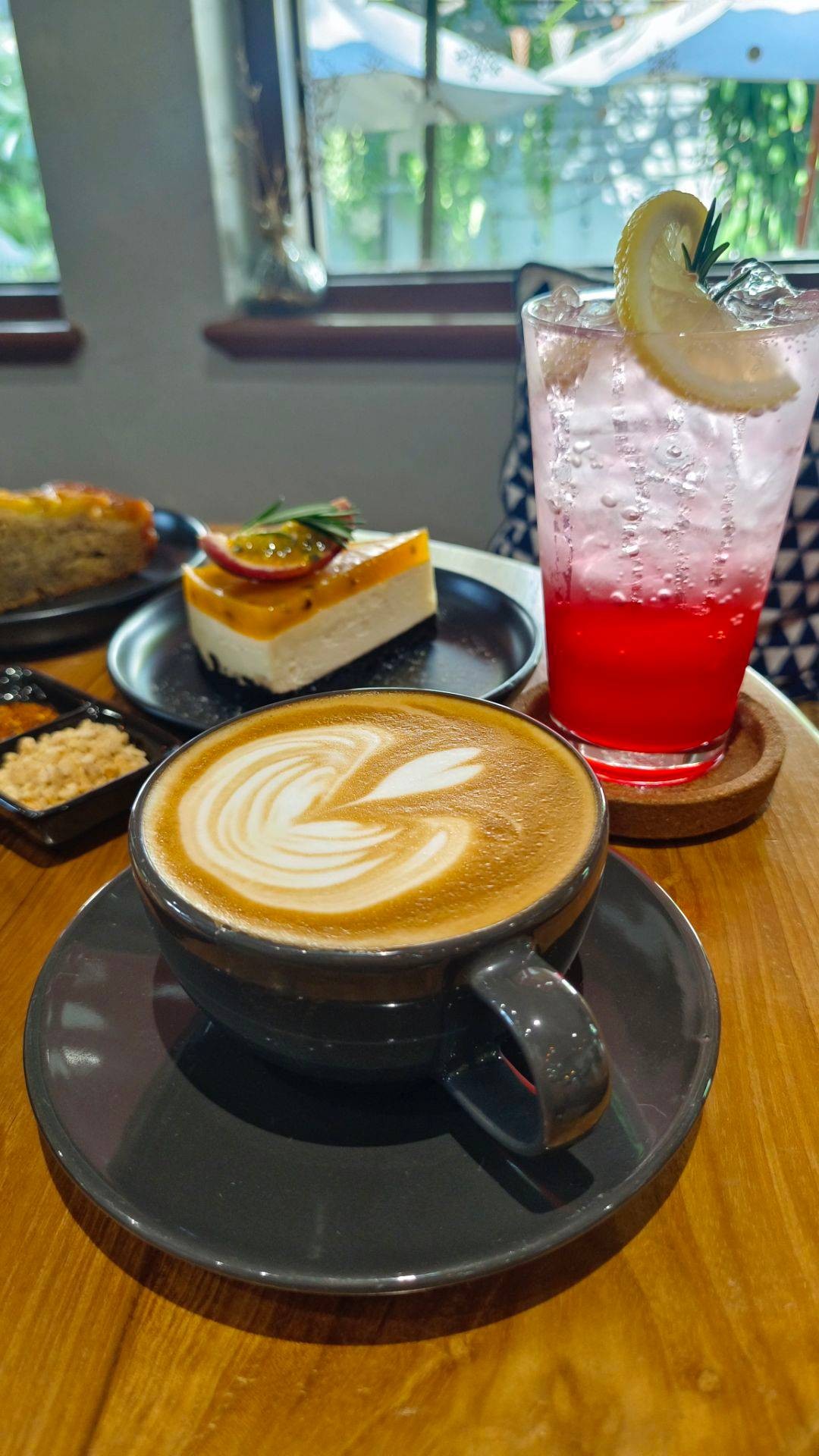รูป All Day Fine x Good Cafe