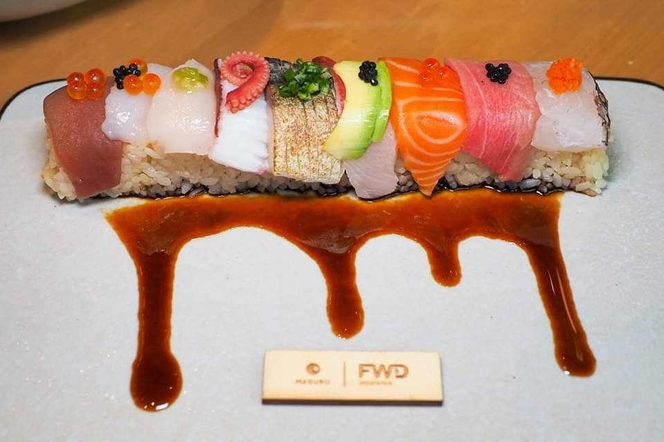 รีวิว MAGURO มากุโระ Central World - โรลตัวใหม่สีสดใส