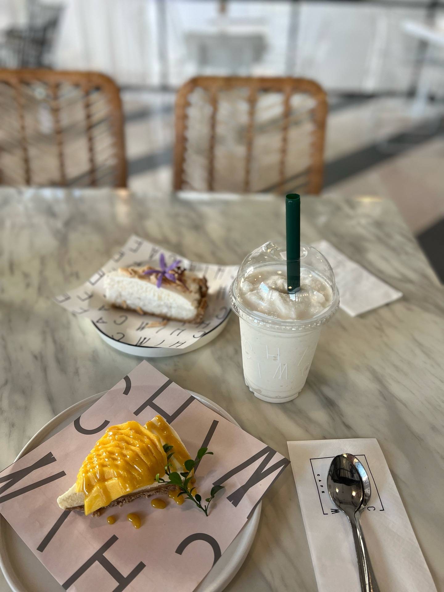 รูป Chim cafe ตรงข้ามโลตัสแกลง