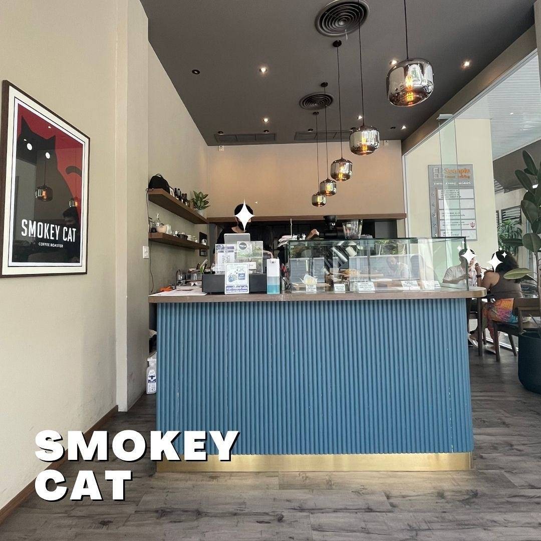 รีวิว Smokey Cat Coffee Roaster สวนพลู - คาเฟ่นั่งสบายย่านสวนพลู