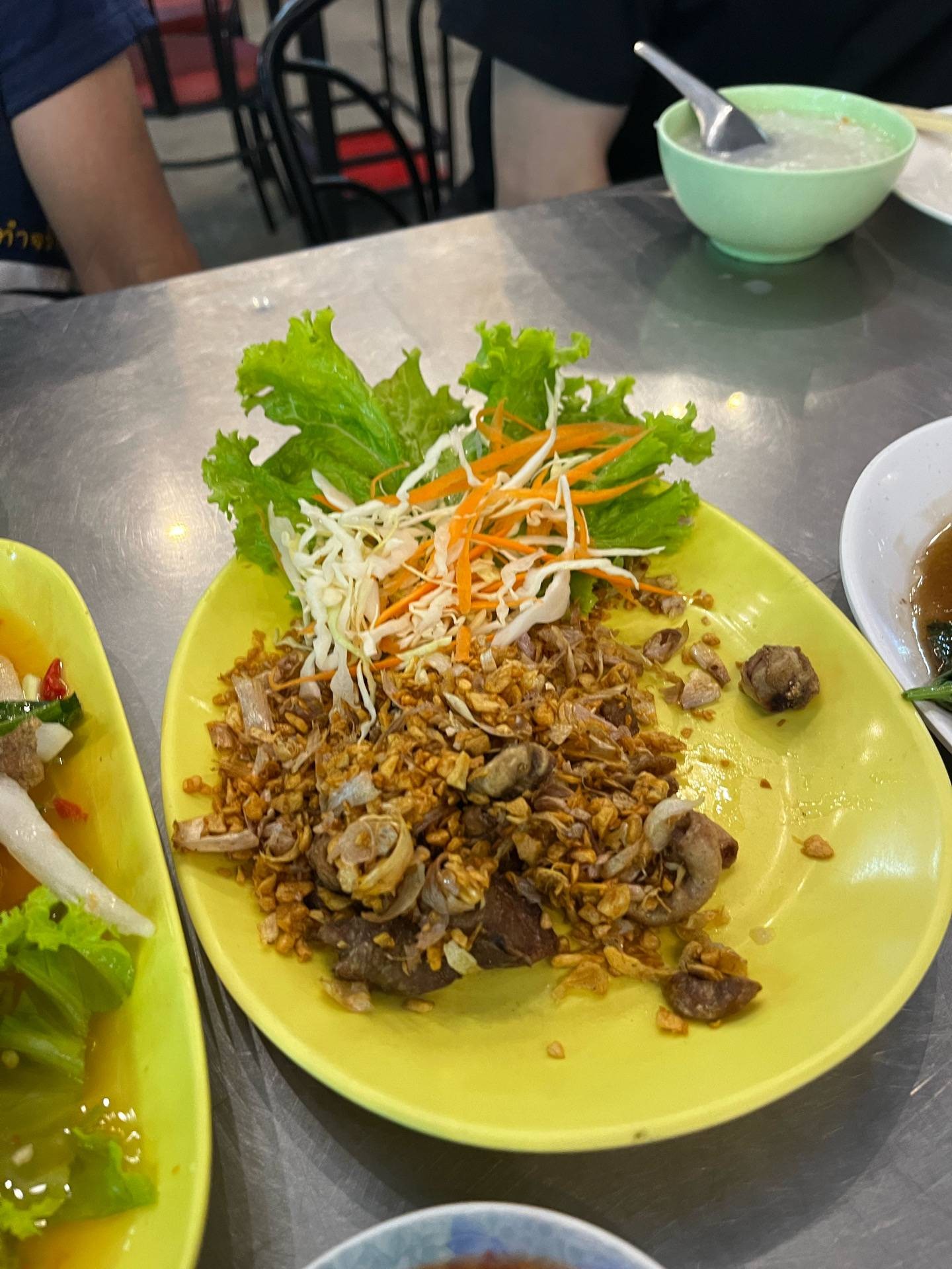 รีวิว อ้วนเจริญยิ่ง ราชาข้าวต้ม ศึกษานารี(บางบอน5) บางน้ำจืด - ต้มจืด ...