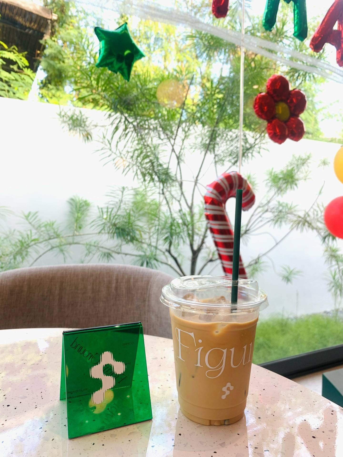 รีวิว FigureGround Cafe - อร่อยมากๆค่ะ ร้านสวย กาแฟอร่อยมากเลยค่ะ - Wongnai