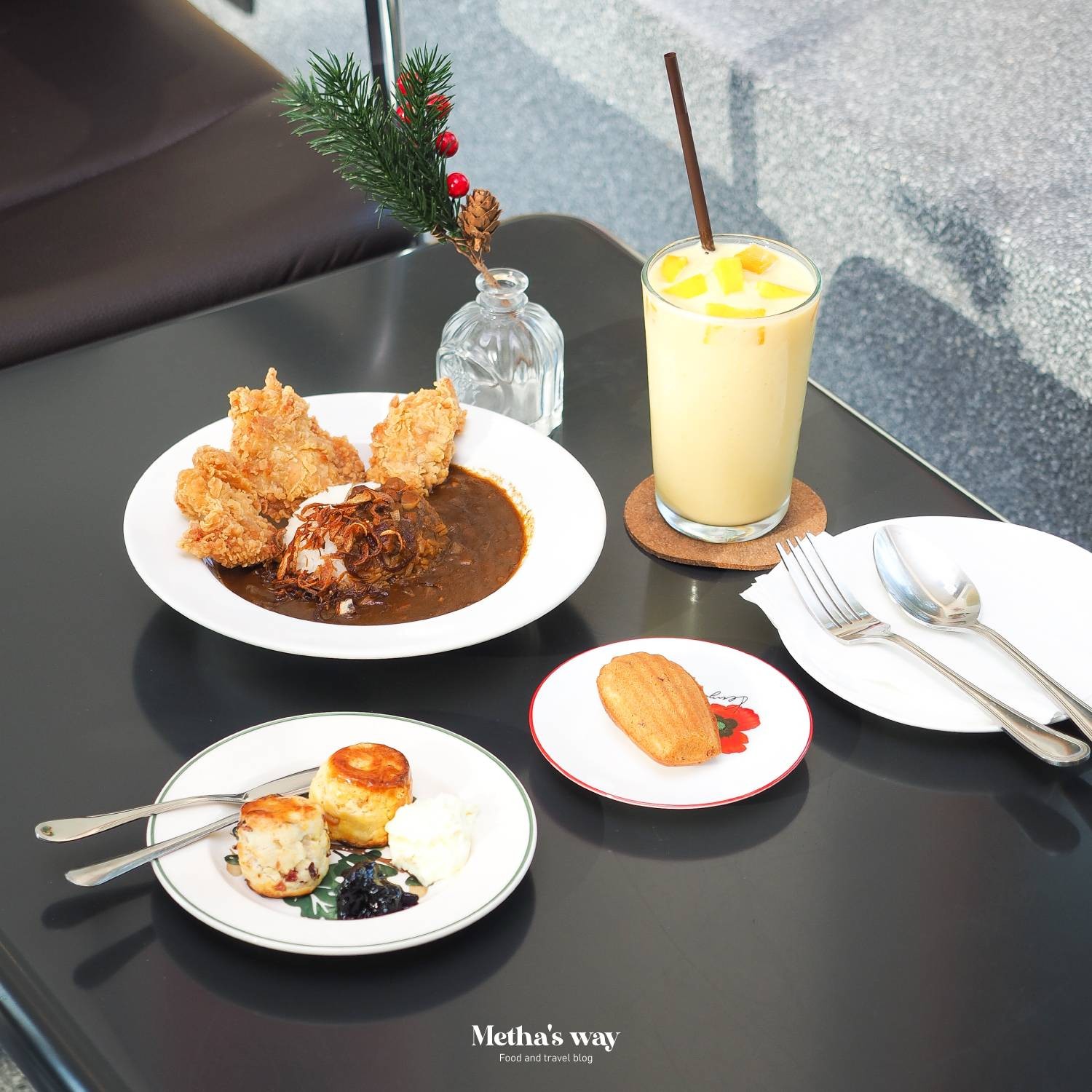 รีวิว Rays River Cafe - คาเฟ่ลับริมแม่น้ำท่าจีน