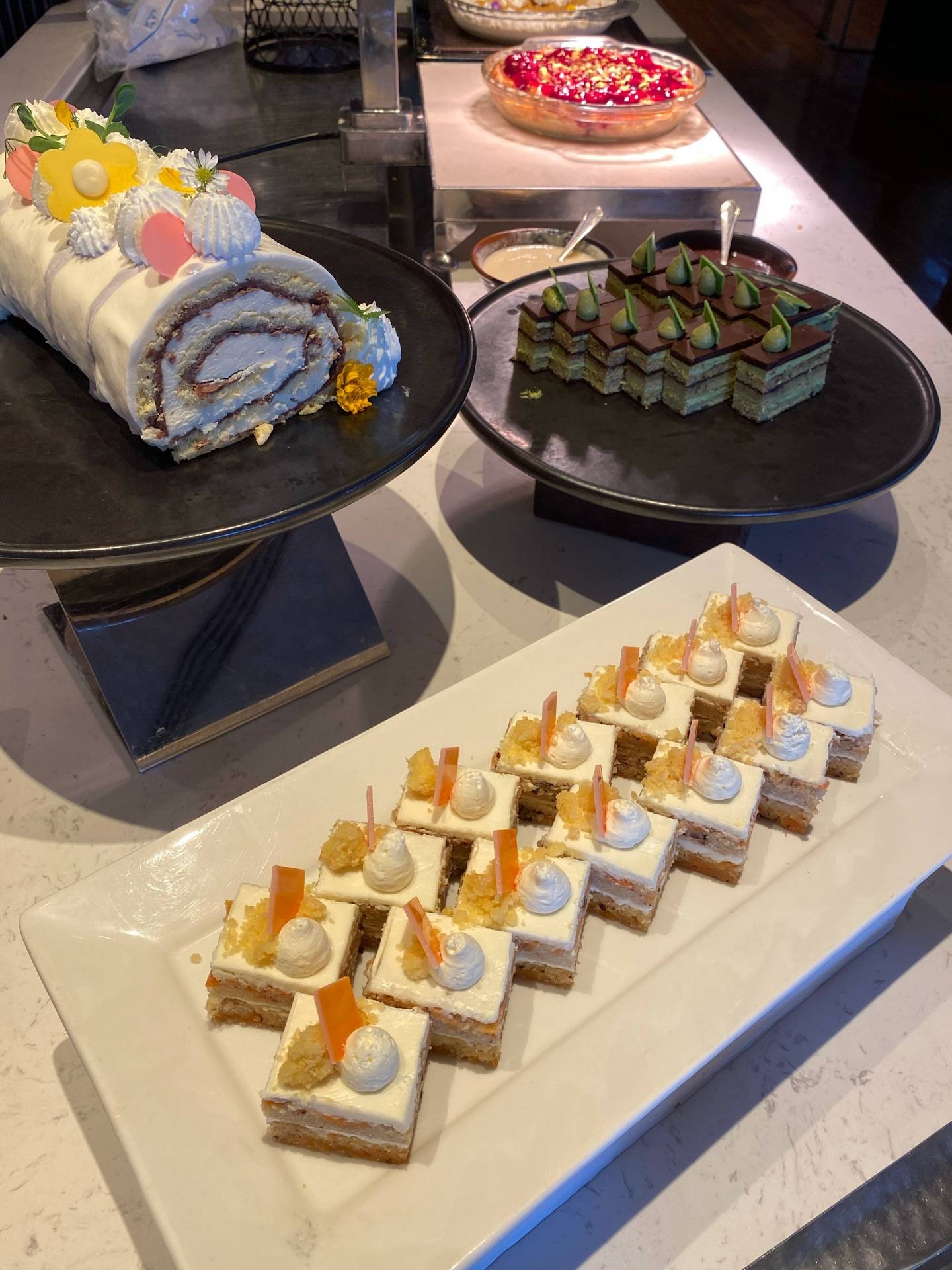 รูป NEXT2 Café โรงแรมแชงกรี-ลา