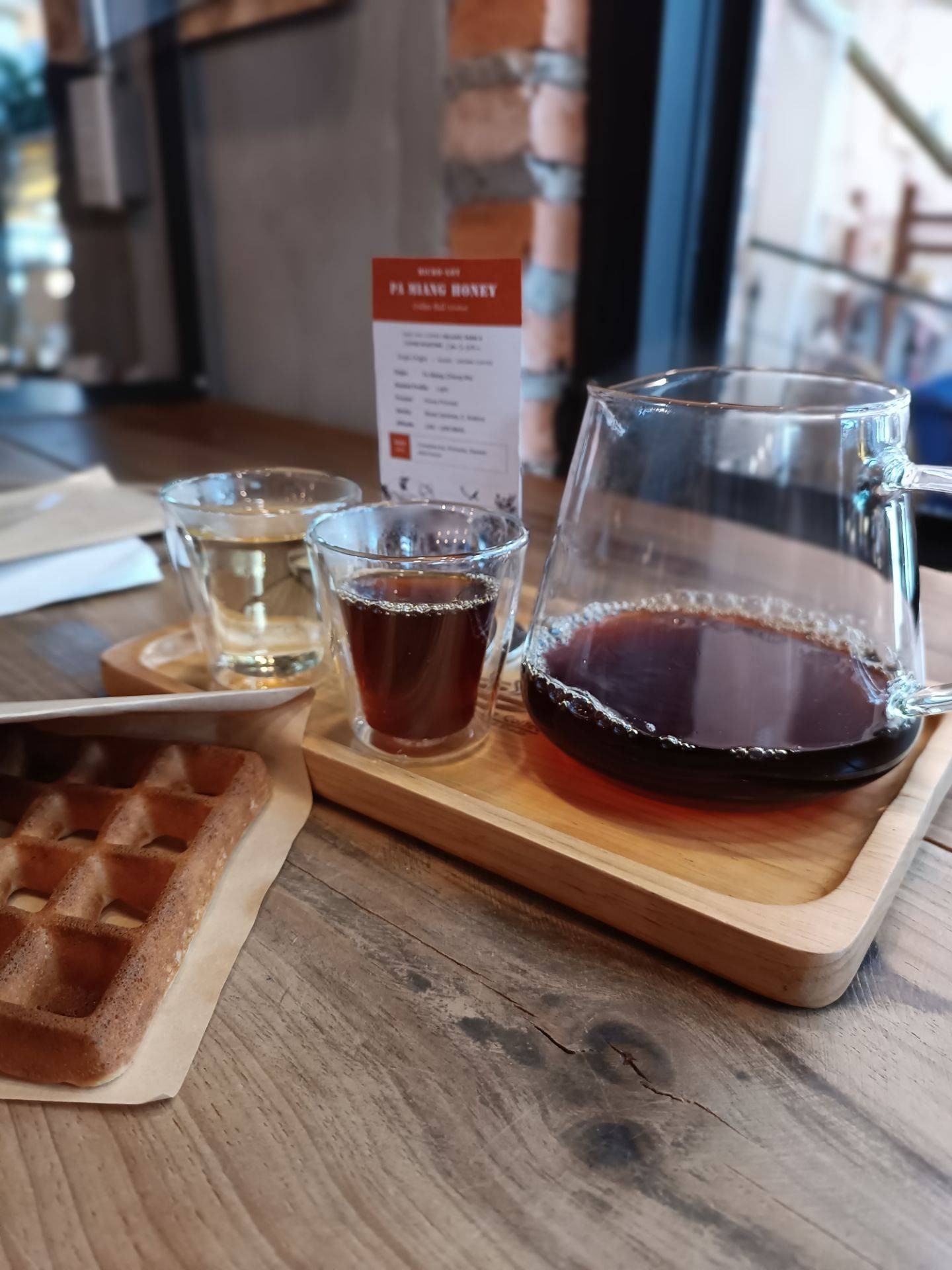 รีวิว Nine One Coffee Nimman Alley 11 - กาแฟมีเมล็ดหลากหลายให้เลือก ...