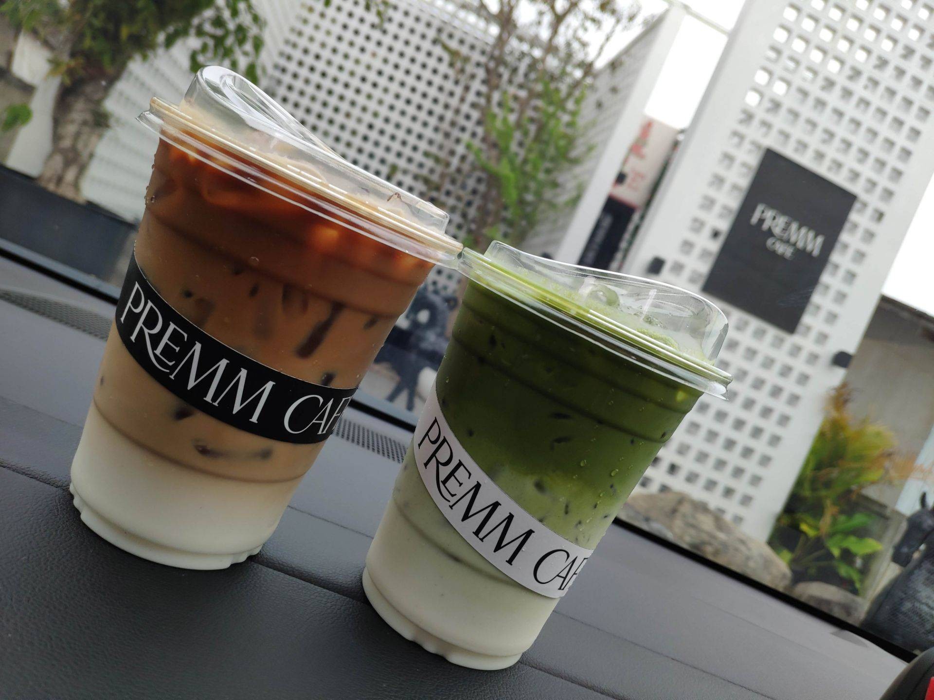 รีวิว PREMM CAFE พะเยา - ร้านสวยมาก ริมถนน กาแฟดีงาม จัดไป 5 ดาว