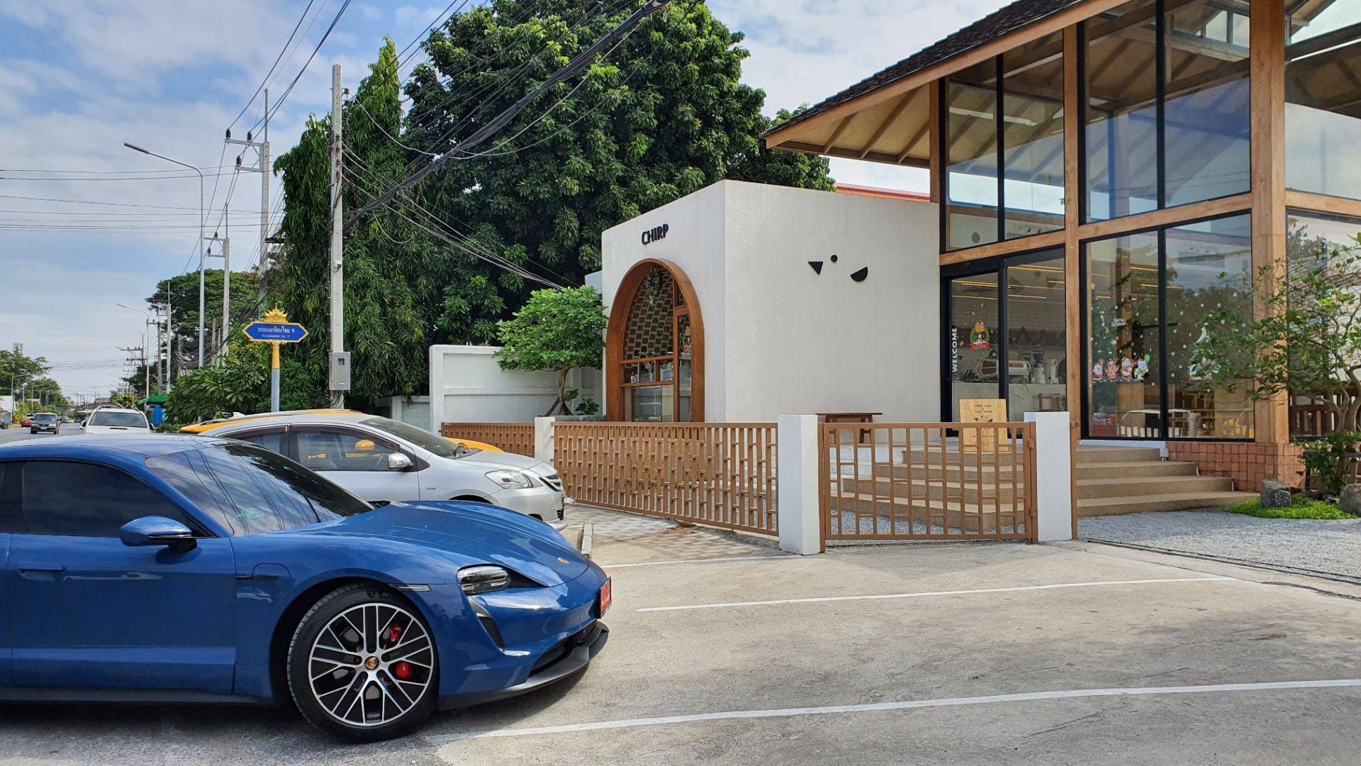 รีวิว Chirp Cafe and Chat Space Chirp Cafe and Chat Space - สถานที่ดี ...