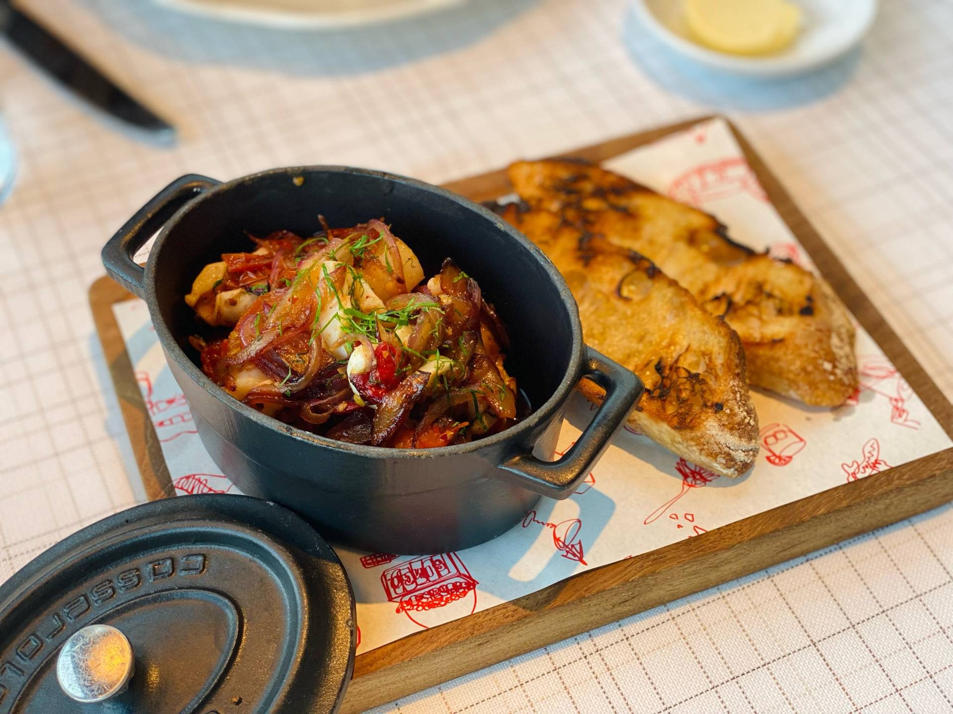 Charcoal Oven Roasted Calamari ร้าน The Standard Grill