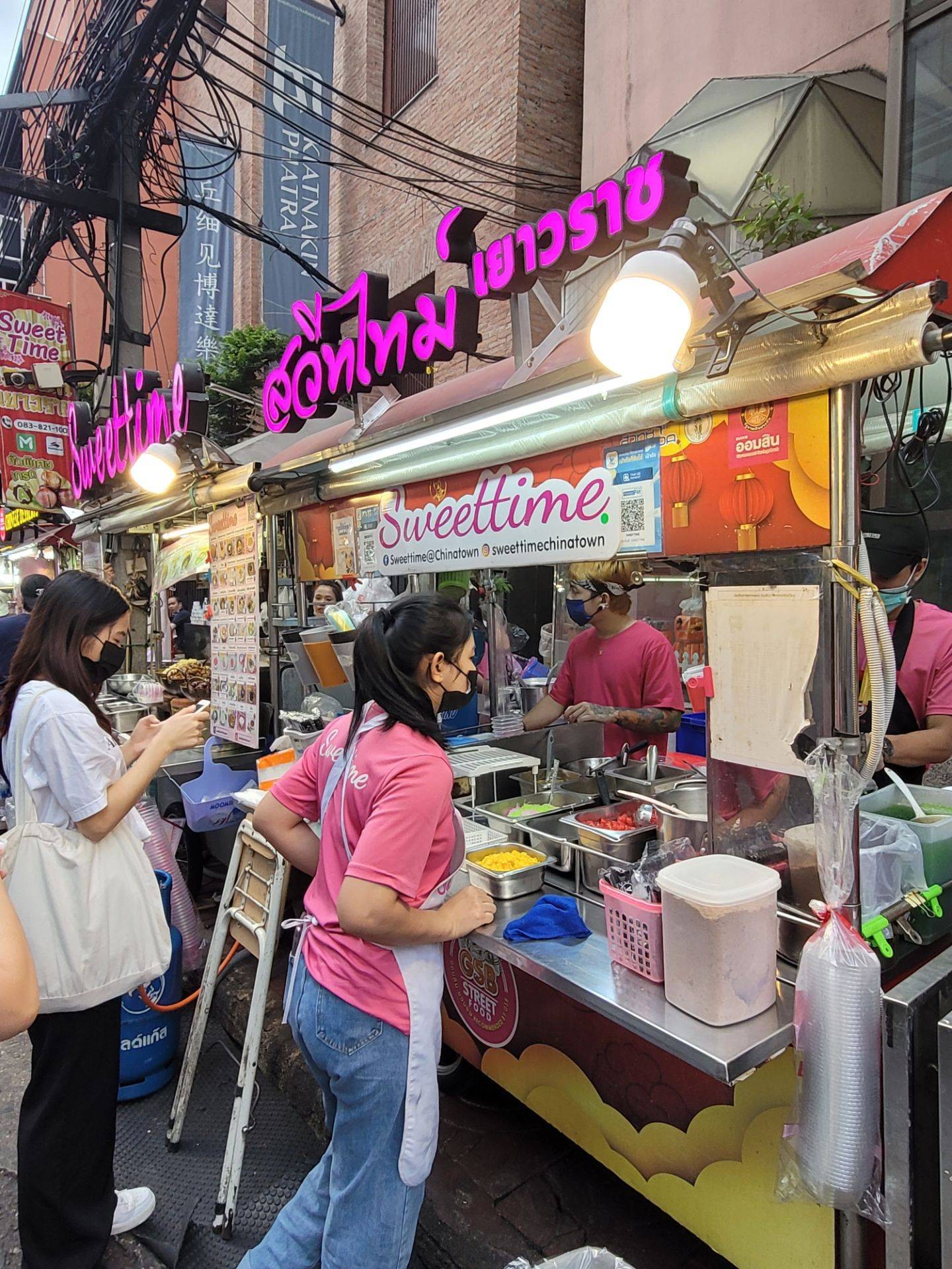 รีวิว Sweettime วงเวียน22 วงเวียน 22 กรกฎา - ร้านของหวานแนวน้ำแข็งใสเจ้าดังบนถ.เยาวราช 🙂