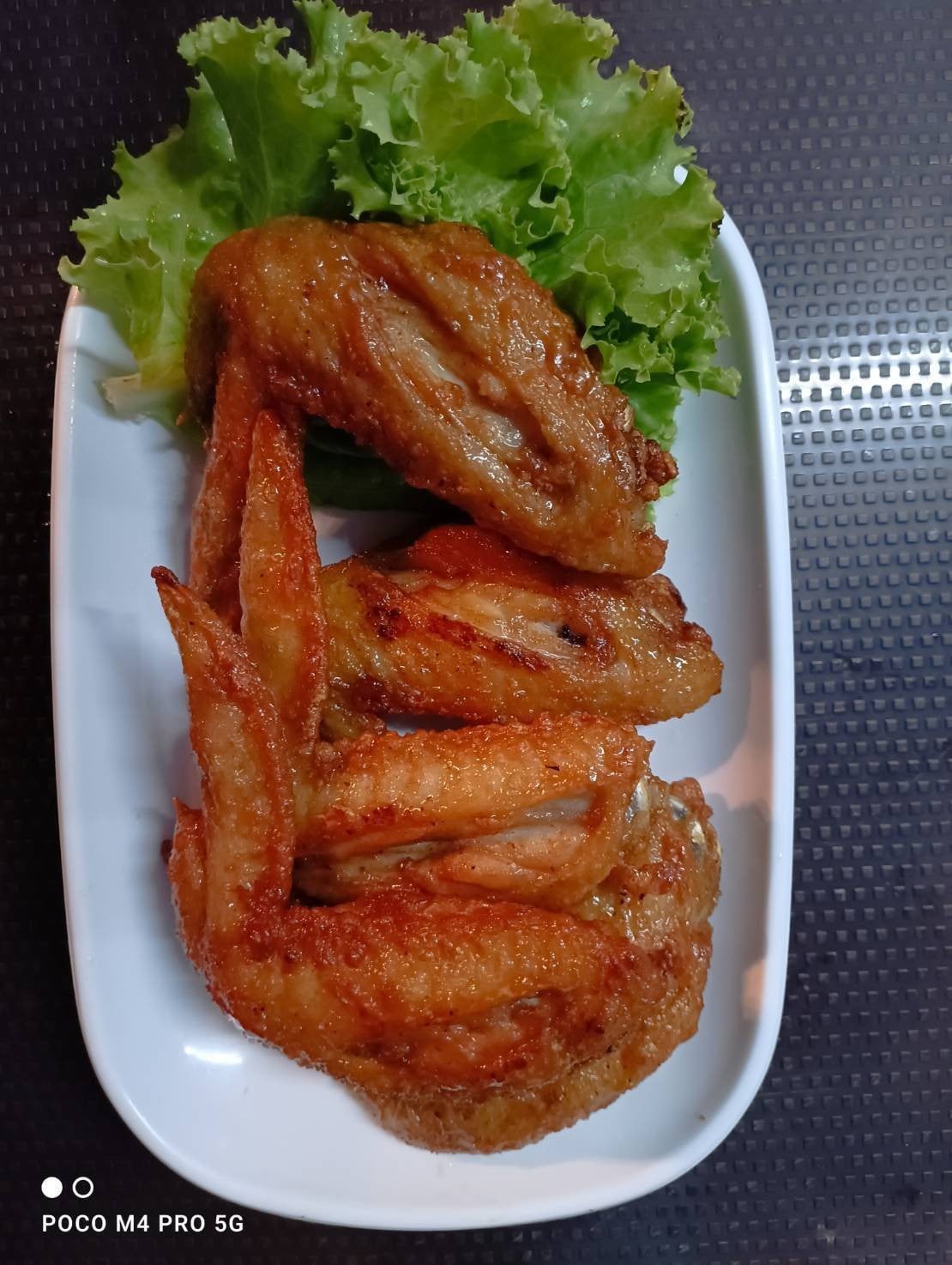 ร้าน RJ Station & Restaurant | รีวิวร้านอาหาร - Wongnai