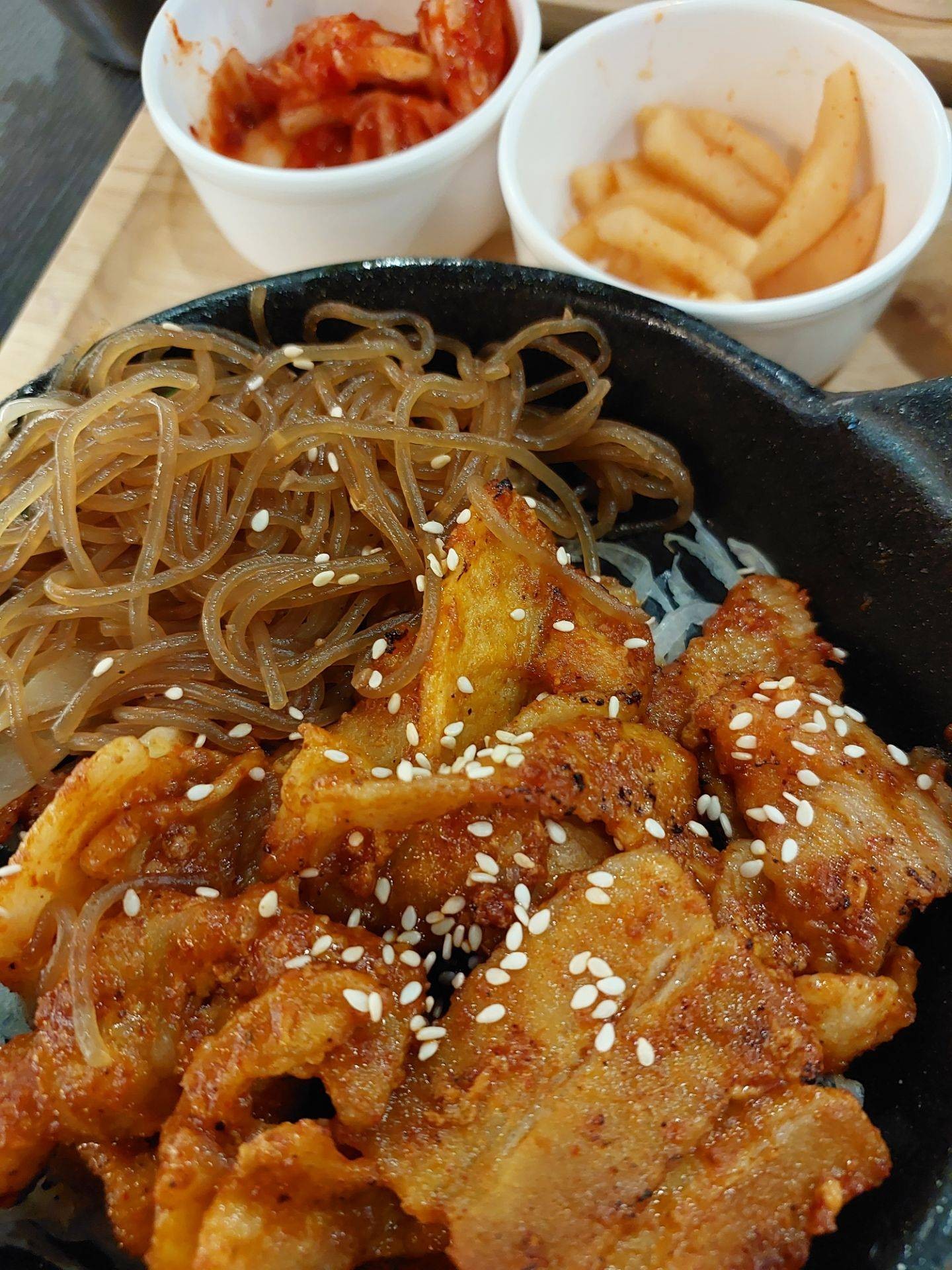 รูป Hongdae Station All Seasons Place ชั้น1 - Wongnai