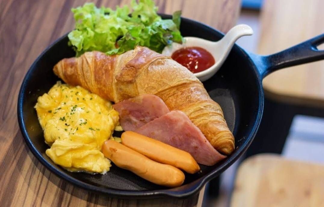 ร้าน Bellinee's Bake & Brew ปตท. เพชรเกษม กม.52 (ขาออก) | รีวิวร้านอาหาร