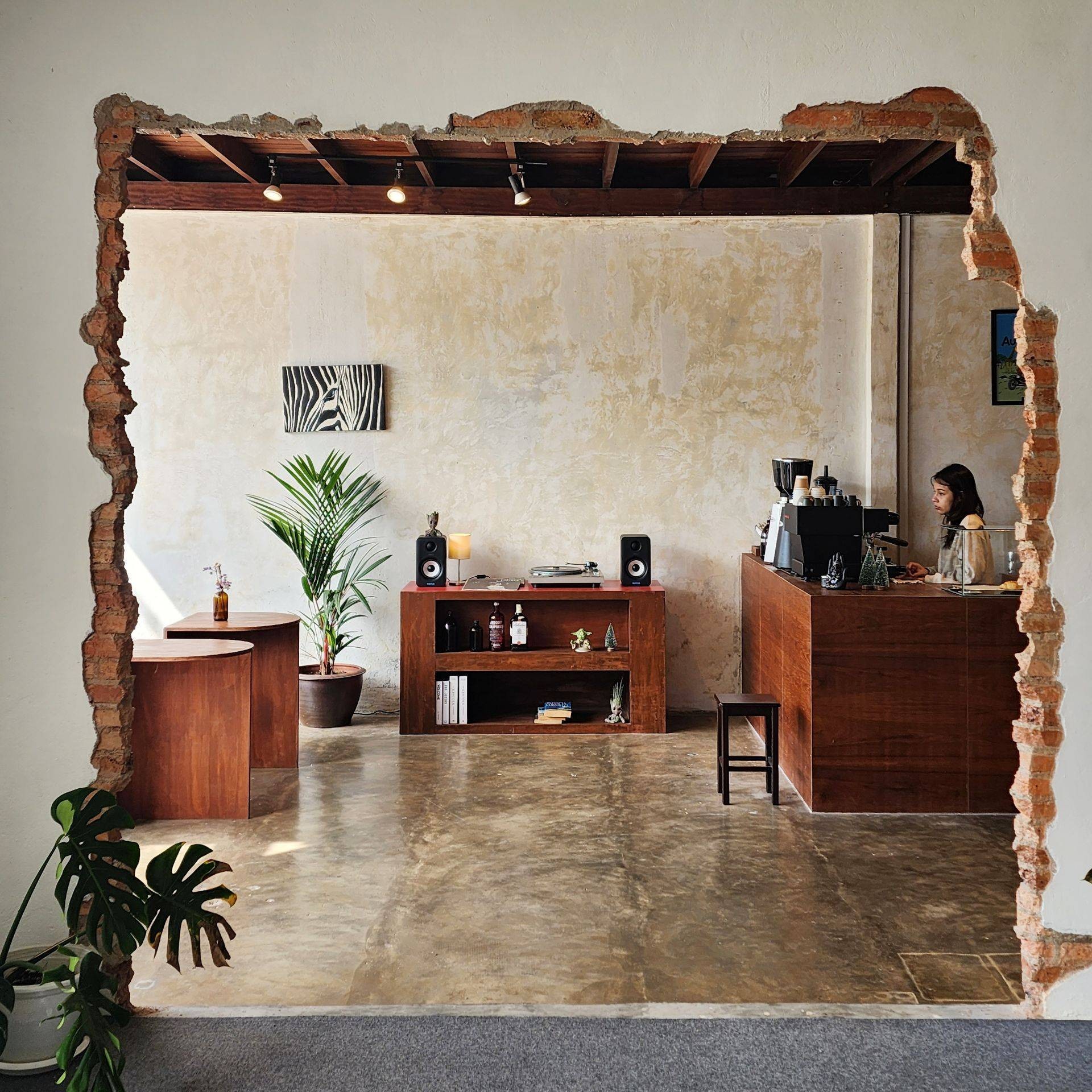 รีวิว Half Cafe - ร้านกาแฟฮิปๆ เพิ่งเปิดร้อนๆ