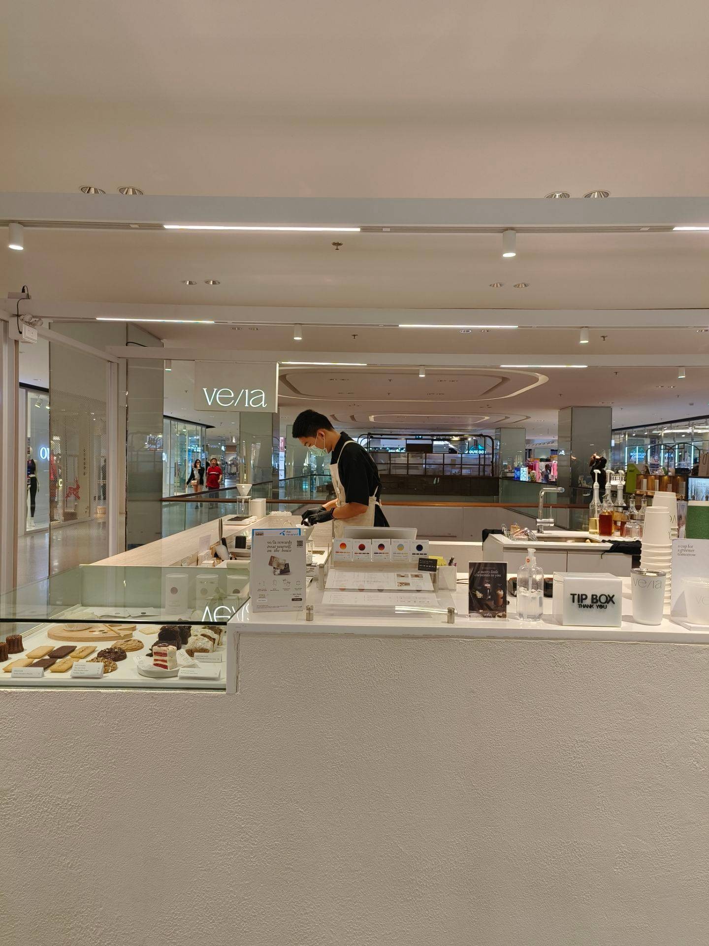 รีวิว vela - Central World (ve/la at Central World) เซ็นทรัลเวิลด์ - Best coffee in CENTRALWORLD ...