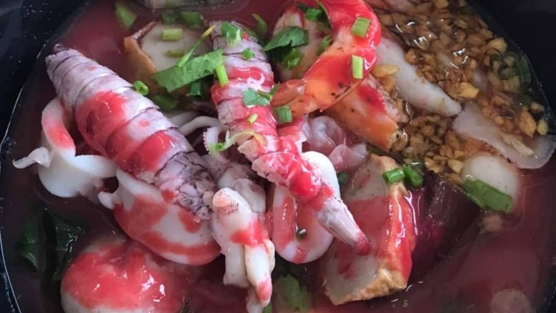 [รีวิว] ร้าน ก๋วยเตี๋ยวต้มยำคุณนาย byเจ๊หวัน - | เมนูแนะนำ รูปภาพ ราคา ...