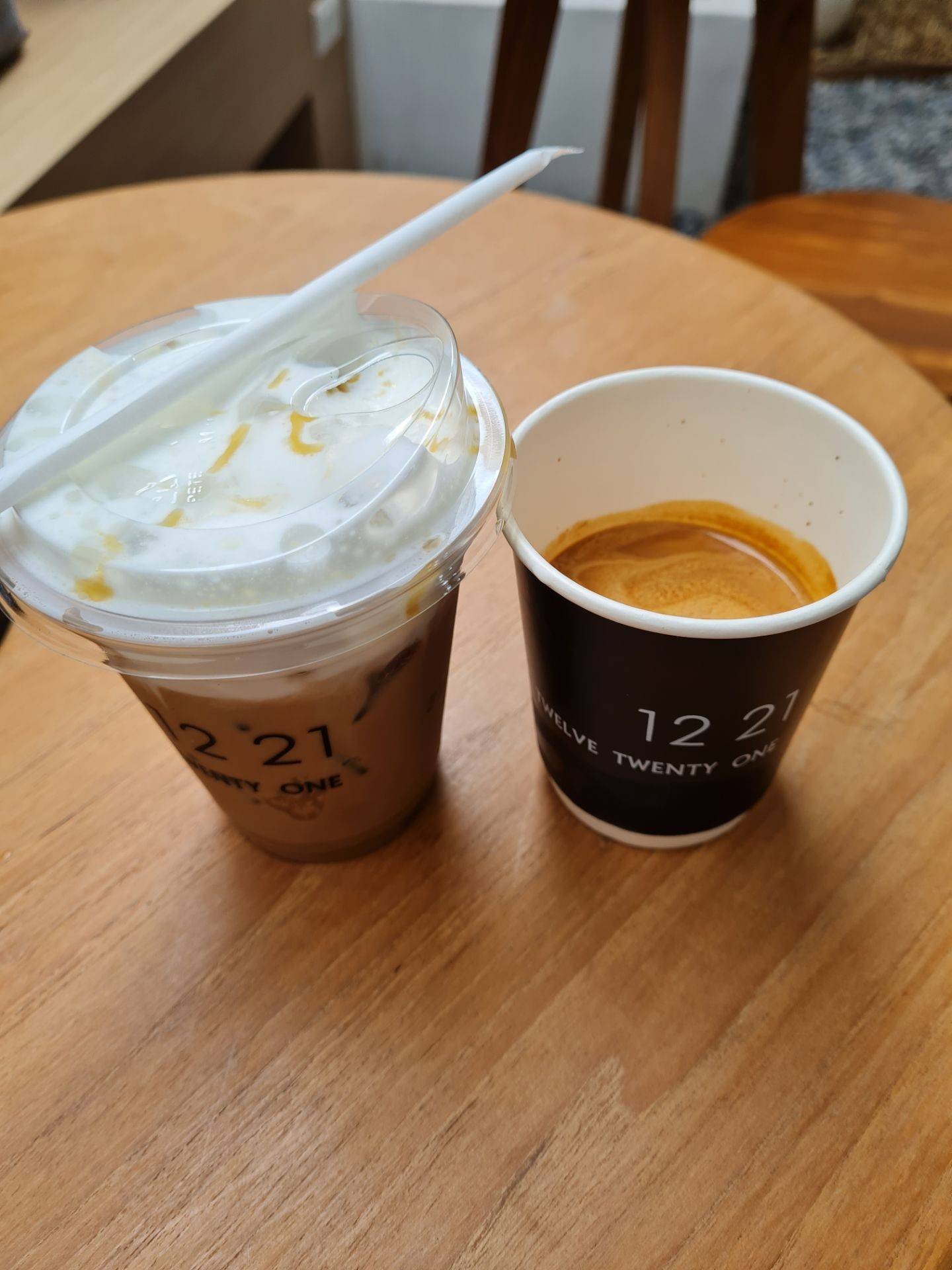 รีวิว 12 21 TWELVE TWENTY ONE SPECIALTY COFFEE CHIANGRAI วัดร่องขุ่น ...