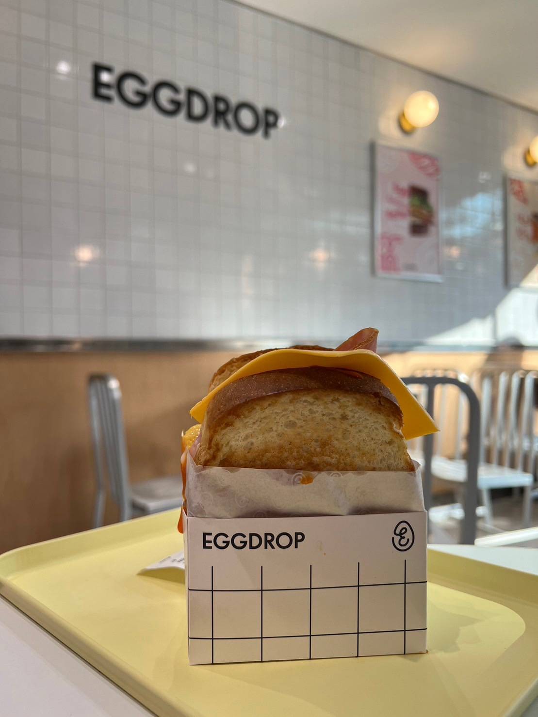 รูป Eggdrop Thailand Flagship Store Centerpoint Siam Square