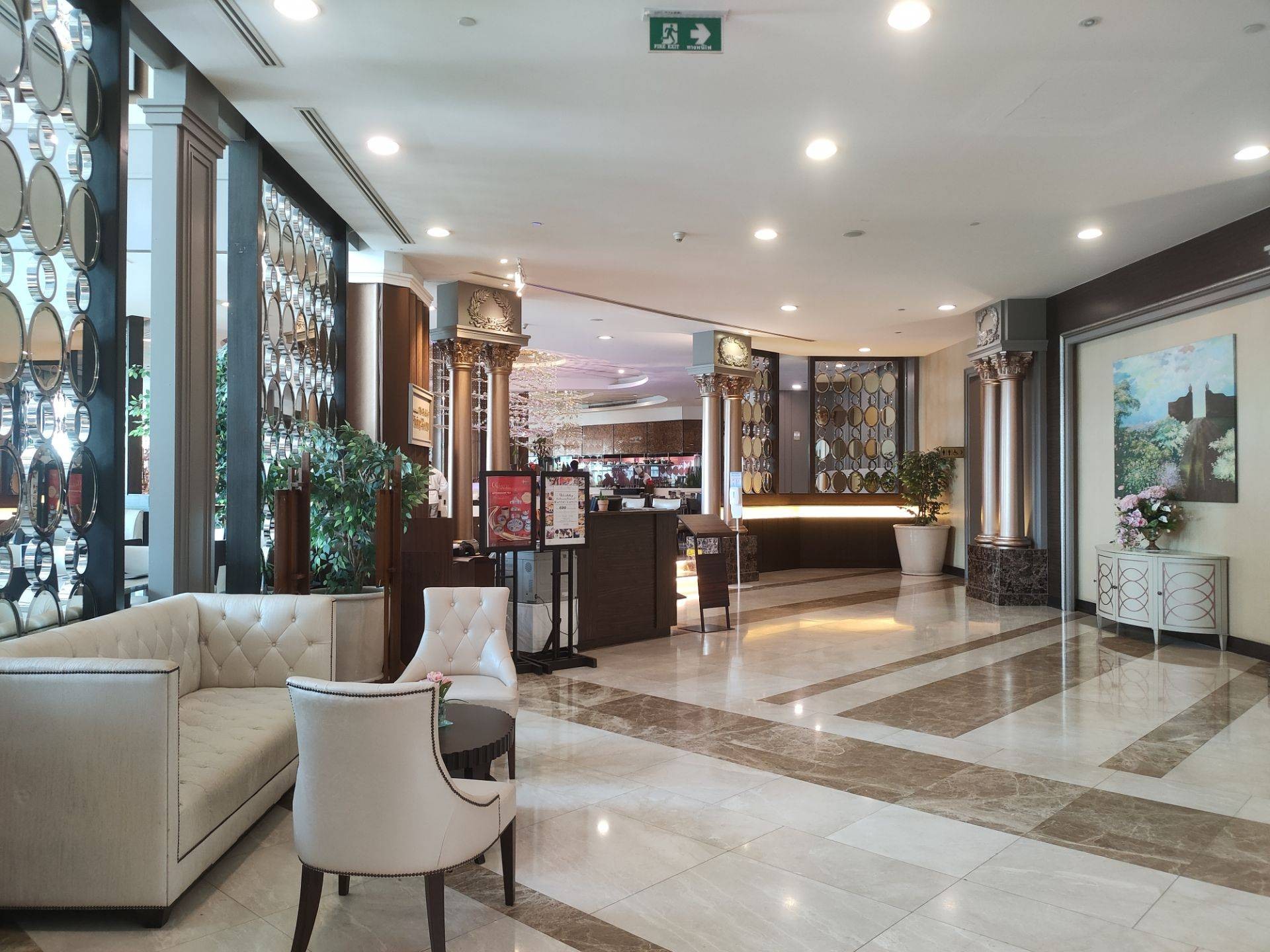 รูป The Berkeley Dining Room เดอะพาลาเดียมเวิลด์ช็อปปิ้ง