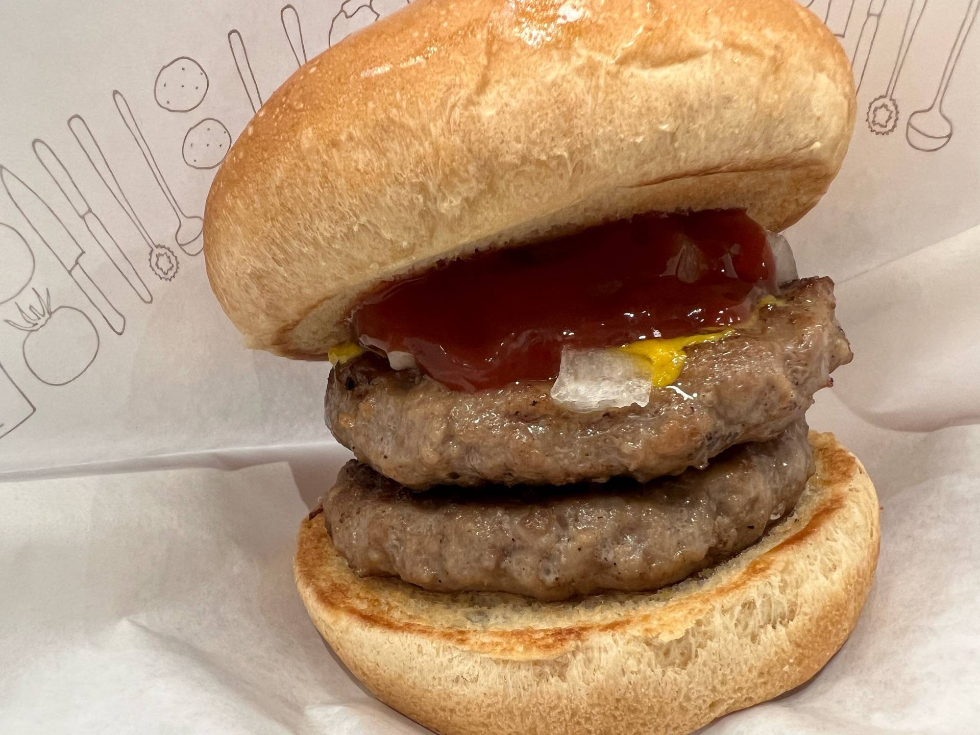 รีวิว MOS BURGER Terminal 21 - MS003 - Double Beef Burger - Wongnai