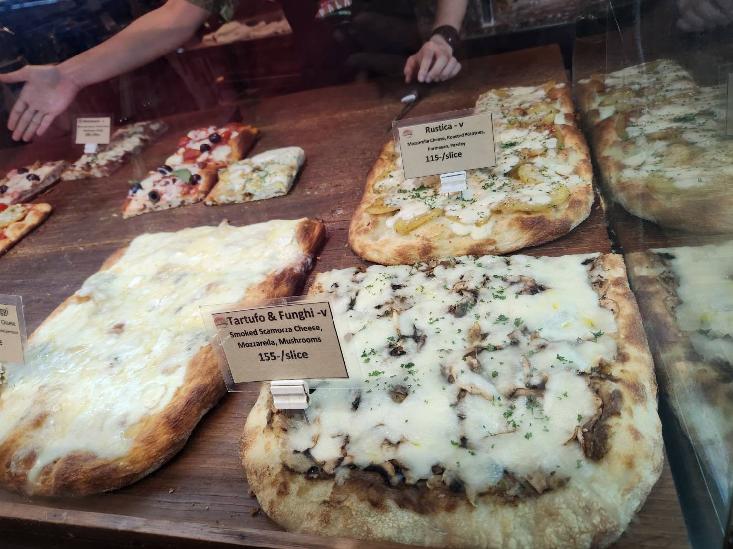 รูป Pala Pizza Romana MRT สุขุมวิท - Wongnai