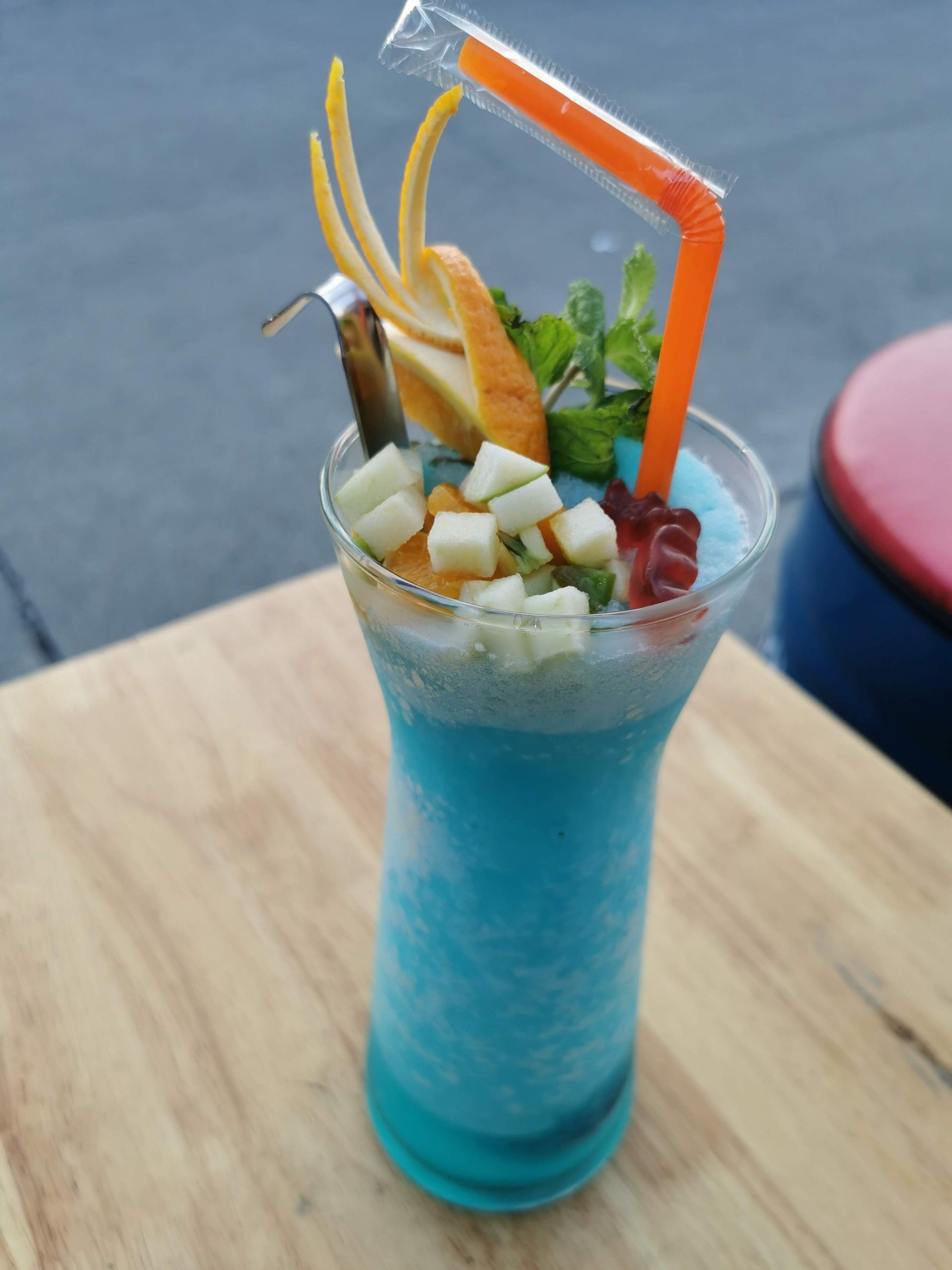 รูป Baboon Bar ตลาดนัดรถไฟ ศรีนครินทร์ - Wongnai