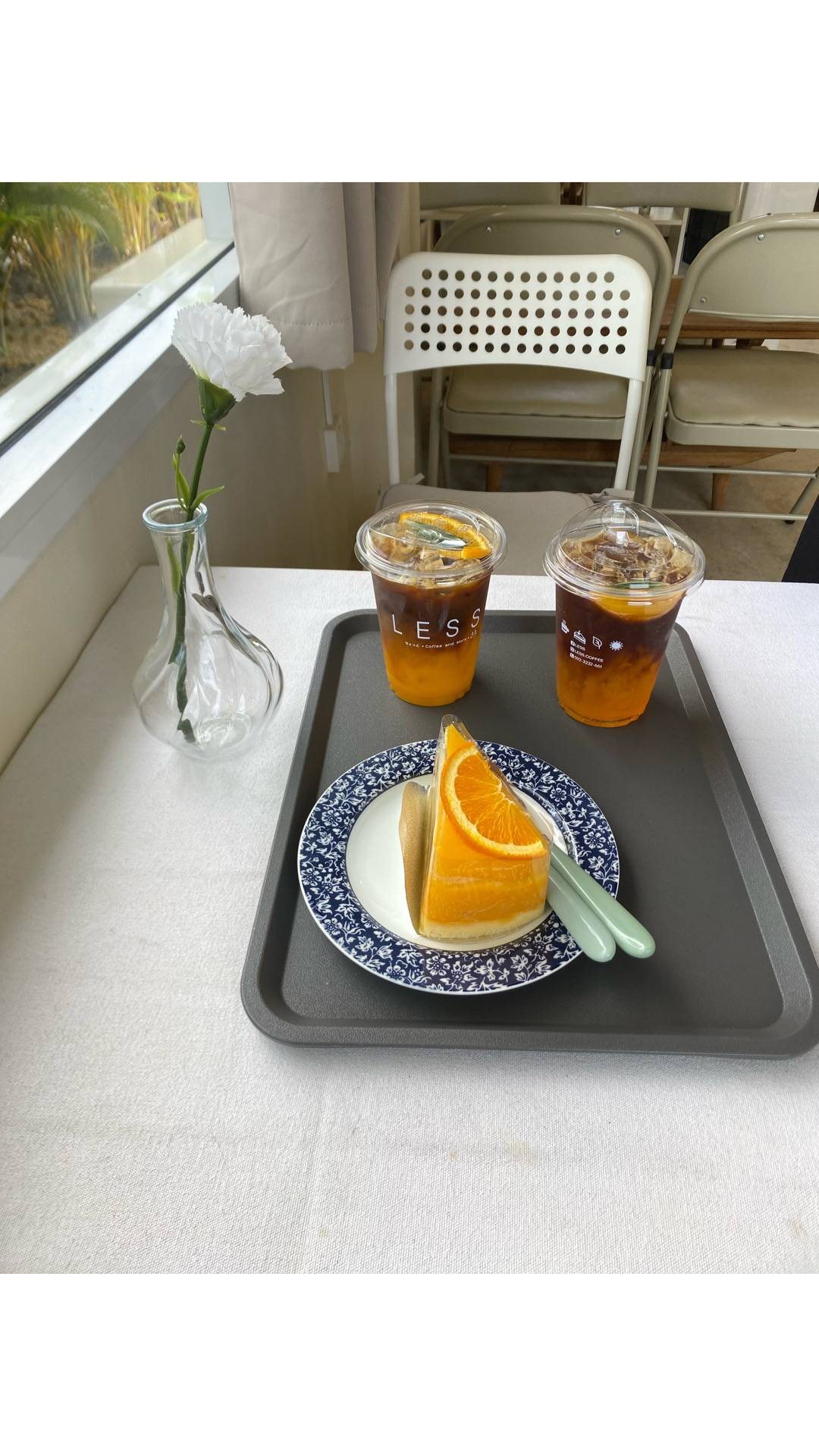 รีวิว LESS Coffee&More - Coffee time at “LESS”