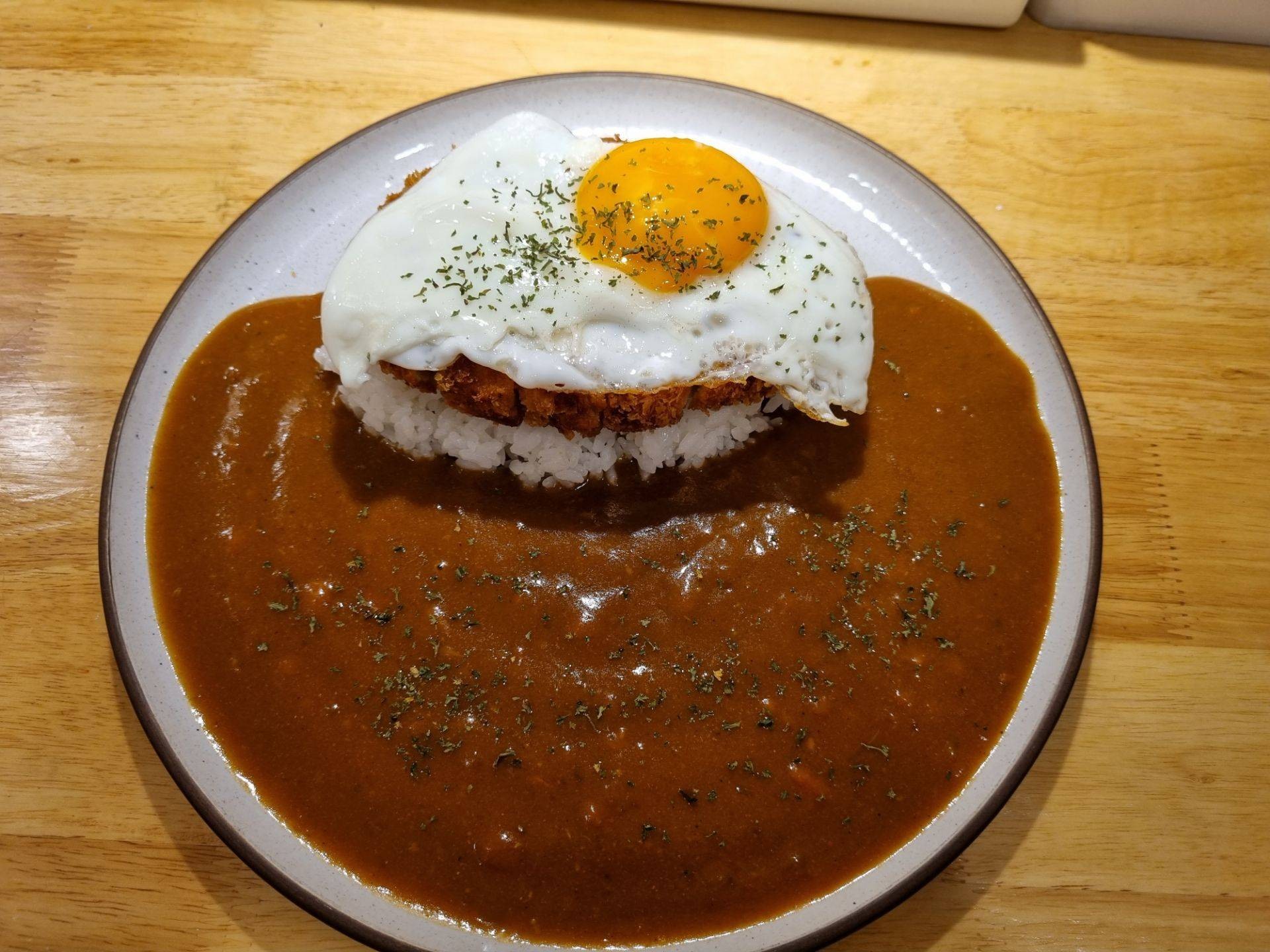 รีวิว Nihachi Kare And Katsu Ari (ตึกพหลโยธินเพลสชั้น2) - ร้านข้าวแกง(กะหรี่)