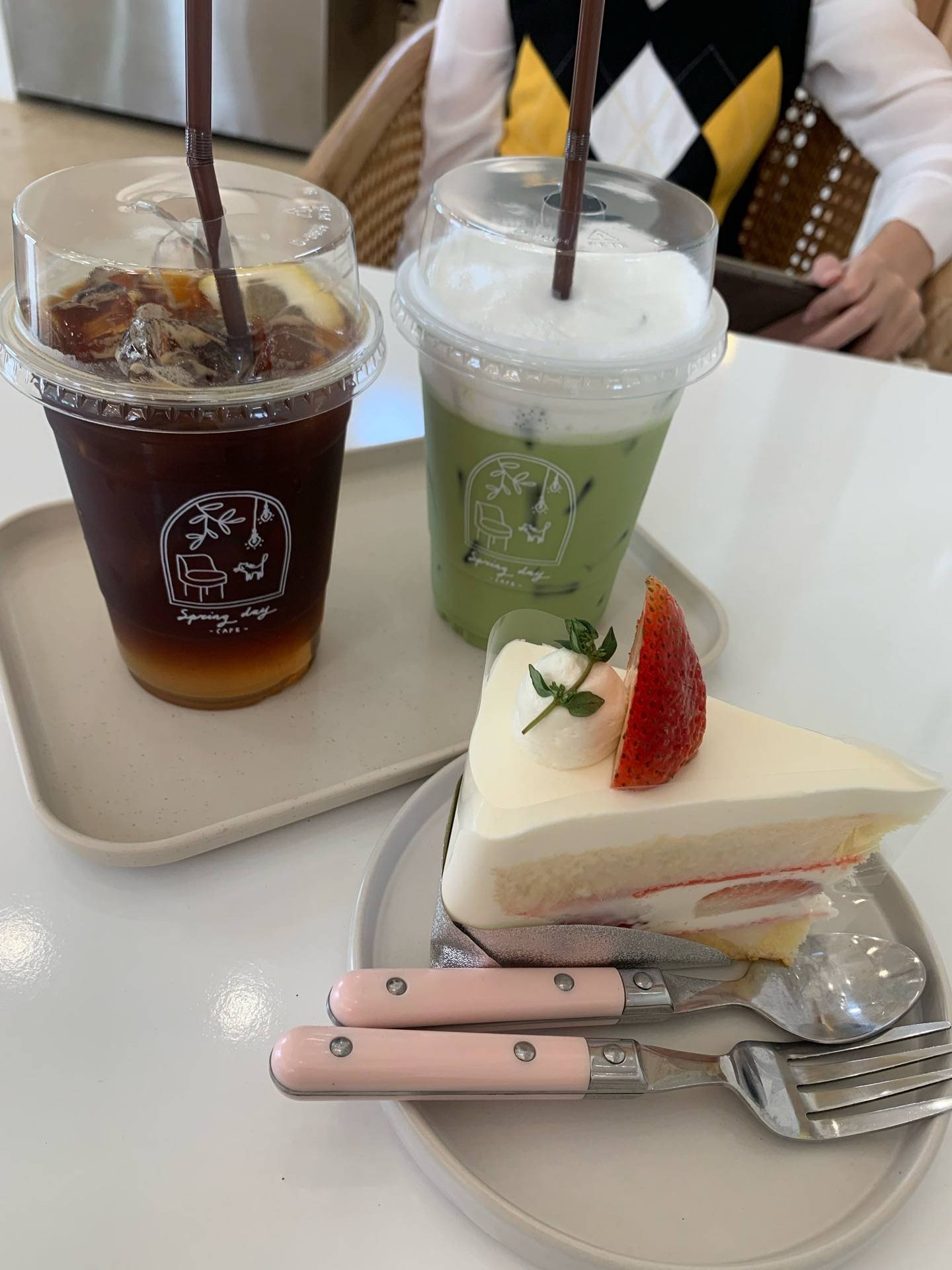 รีวิว Spring day cafe ระยอง - อร่อยทุกอย่างเลยค่าาา