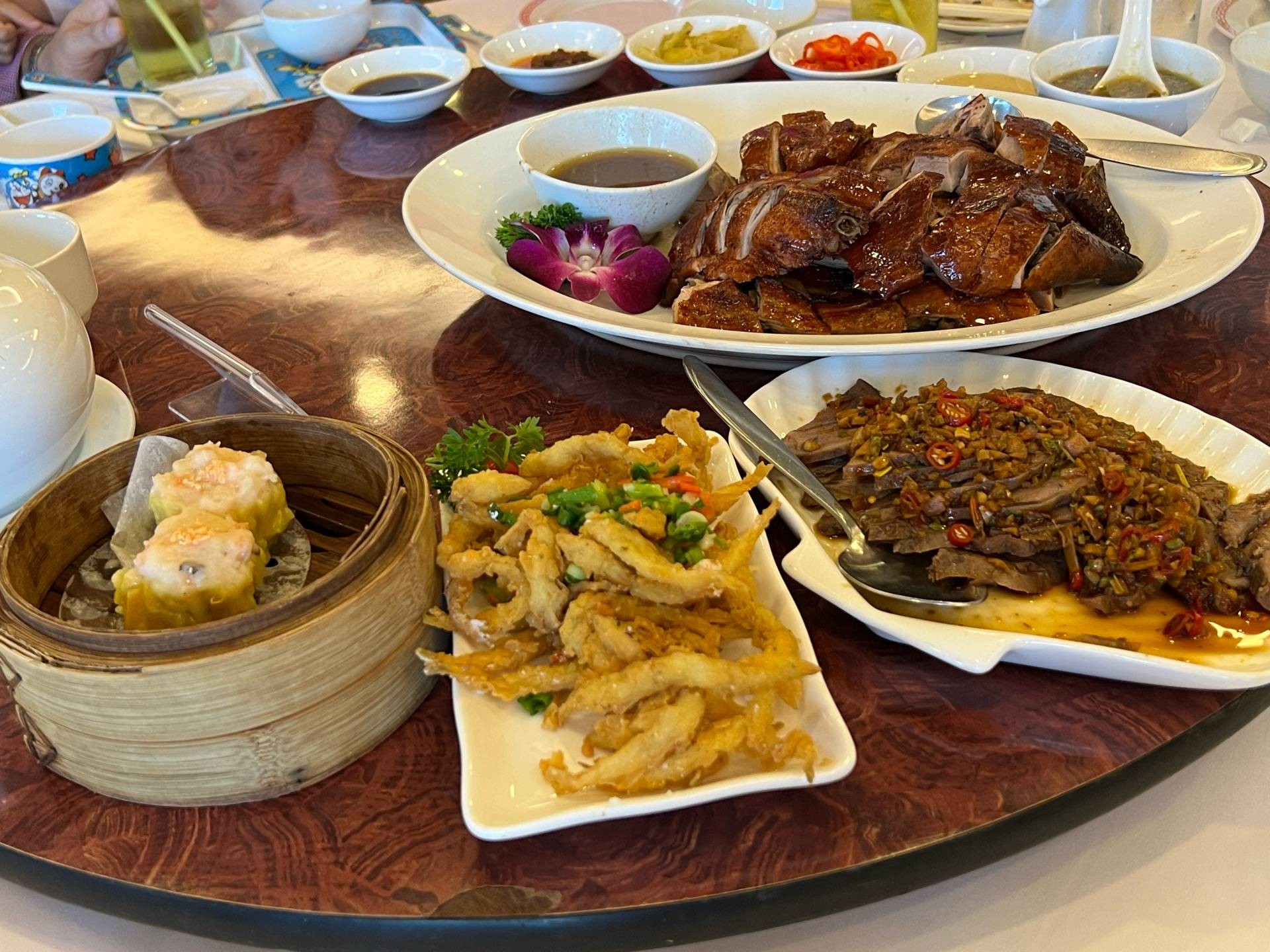 รูป Ah Yat Abalone (阿一鮑魚) โรงแรมรามาดาพลาซ่าแม่น้ำริเวอร์ไซด์