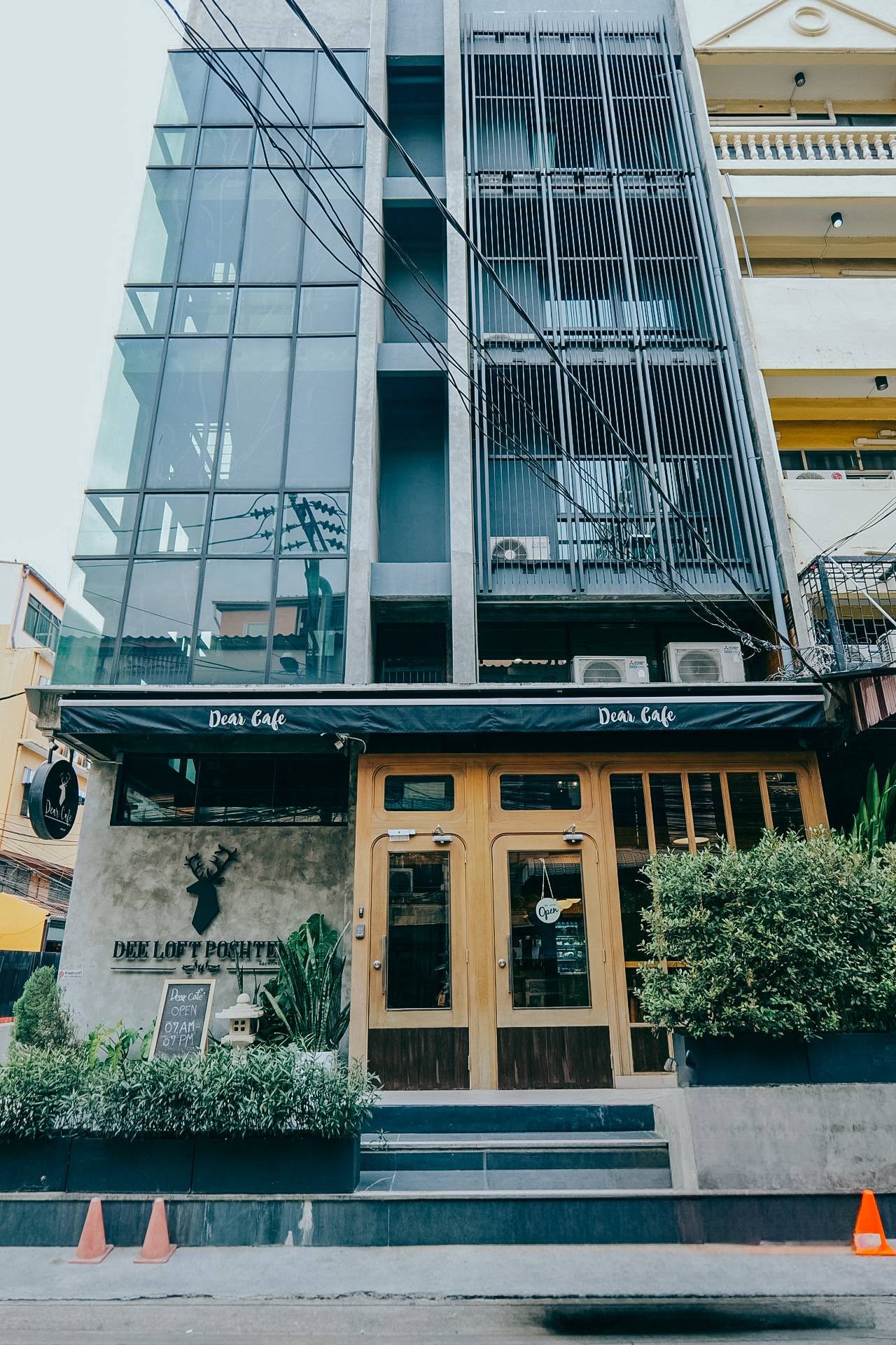 รีวิว Dear Cafe - คาเฟ่ลับ อบอุ่น กาแฟดี ขนมอร่อย