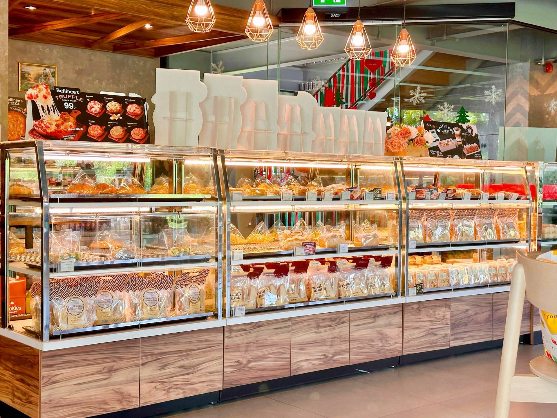 รูป Bellinee's Bake & Brew Rayong-Riverside