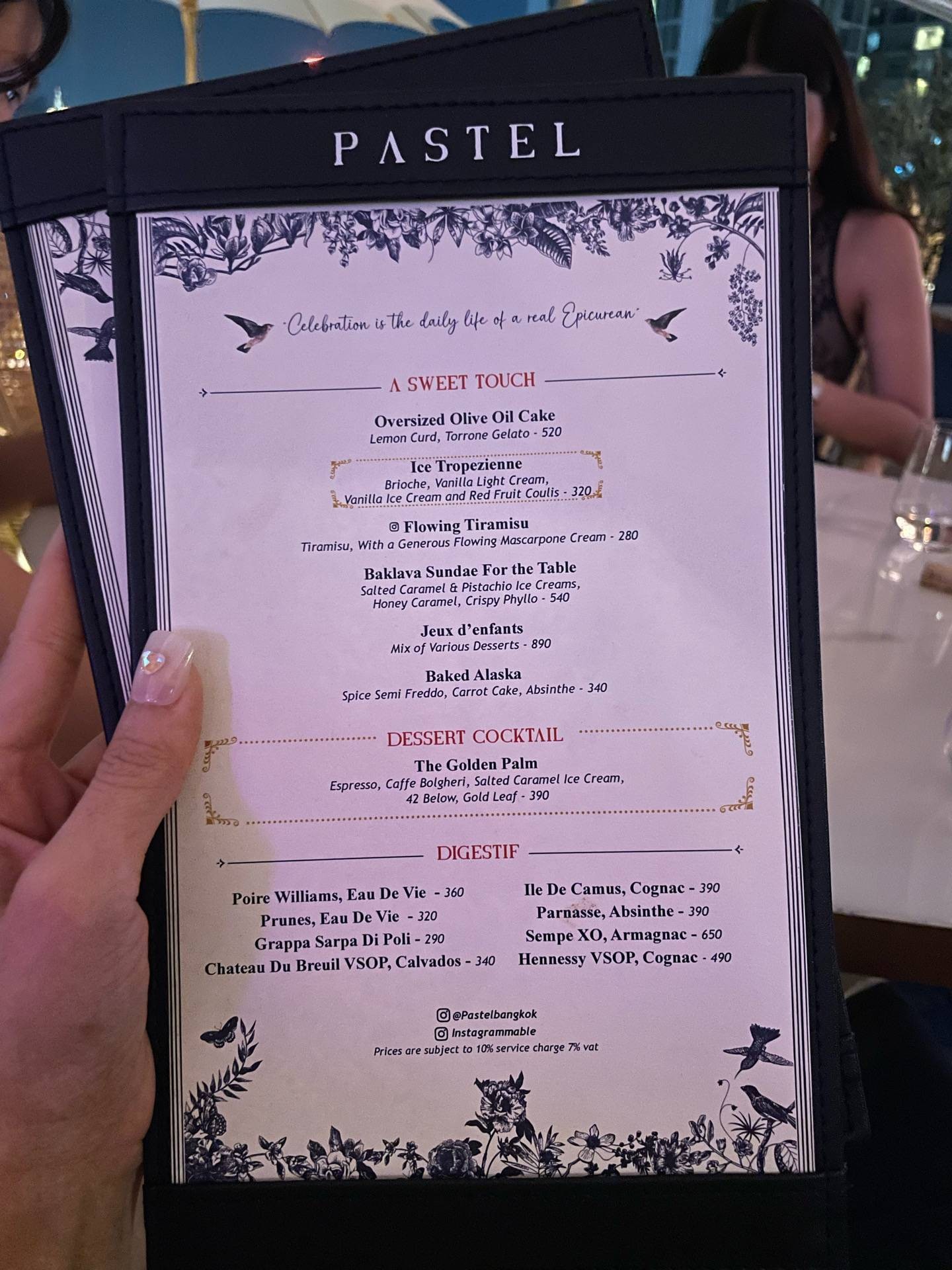 รูป PASTEL ROOFTOP BAR & MEDITERRANEAN DINING