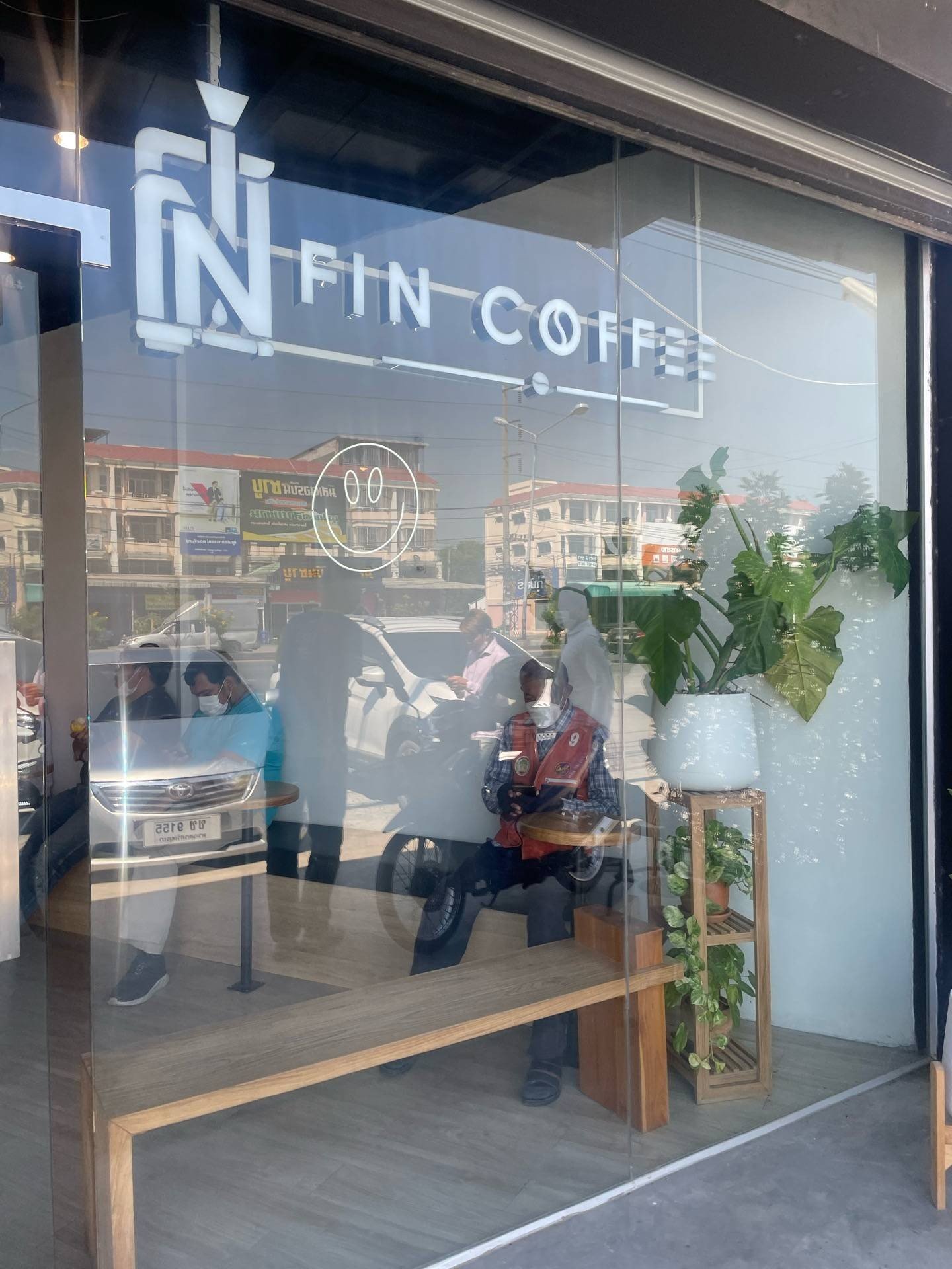 รีวิว Fin Coffee Fin coffee Bang-pa-in - ร้านกาแฟดีดีหน้านิคมบางปะอิน ...