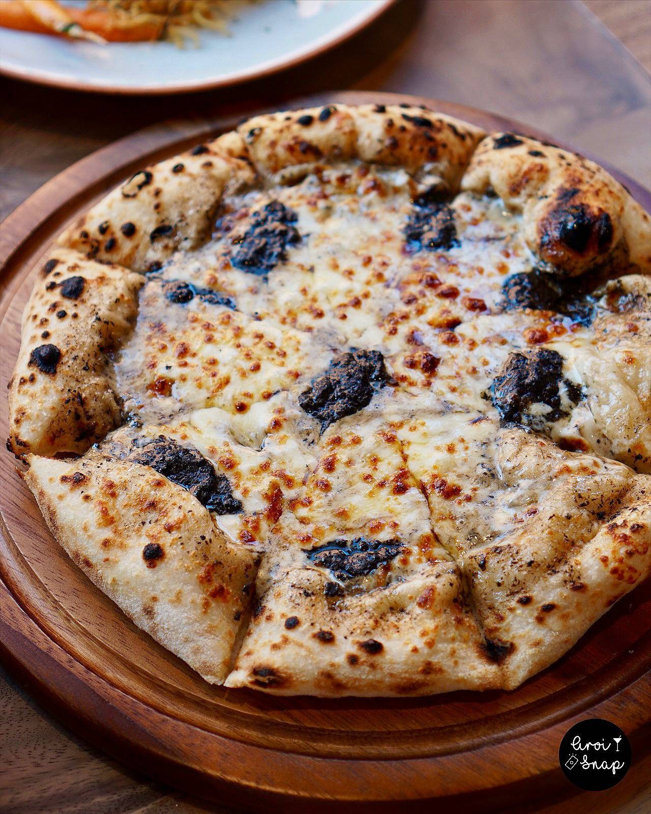 รีวิว Fam Time สยาม - Pizza ทรัฟเฟิลอร่อยย เต็ม10ไม่หักเลยจ้า - Wongnai