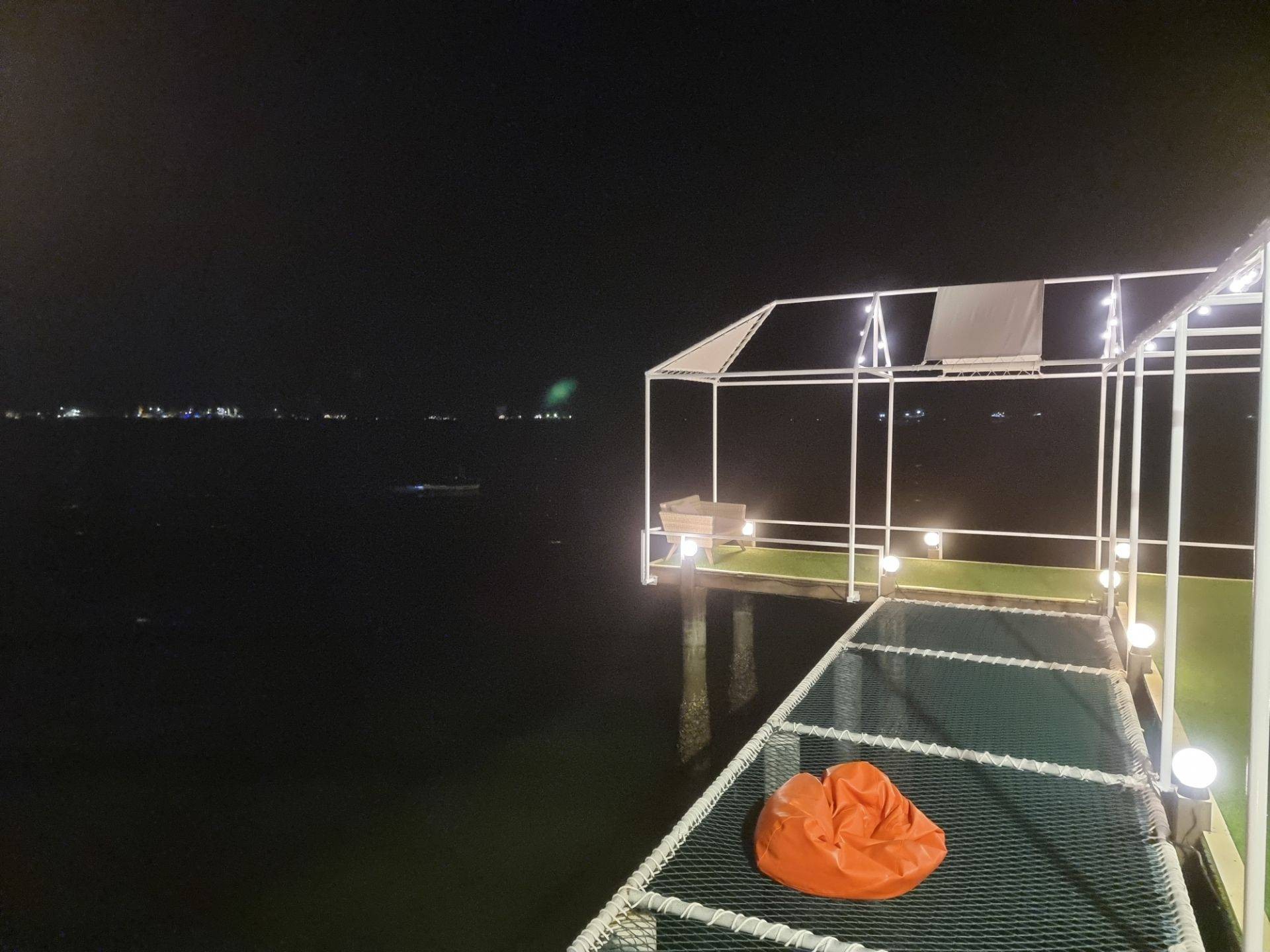 รูป Pop View Sriracha