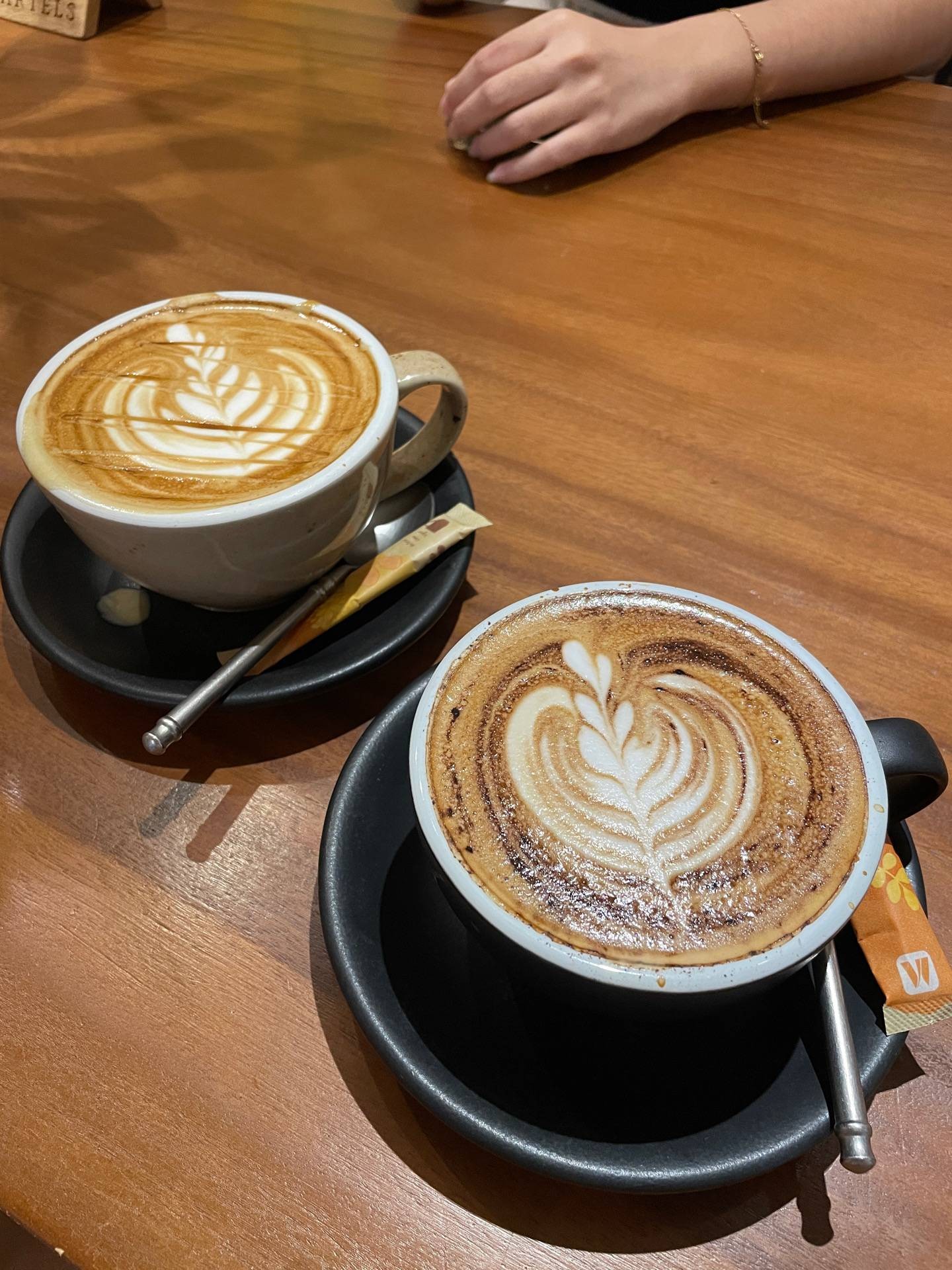 รีวิว Bartels Craft Bread Coffee & Juicery Phrom Phong - ขนมปังดีมากค่ะ - Wongnai