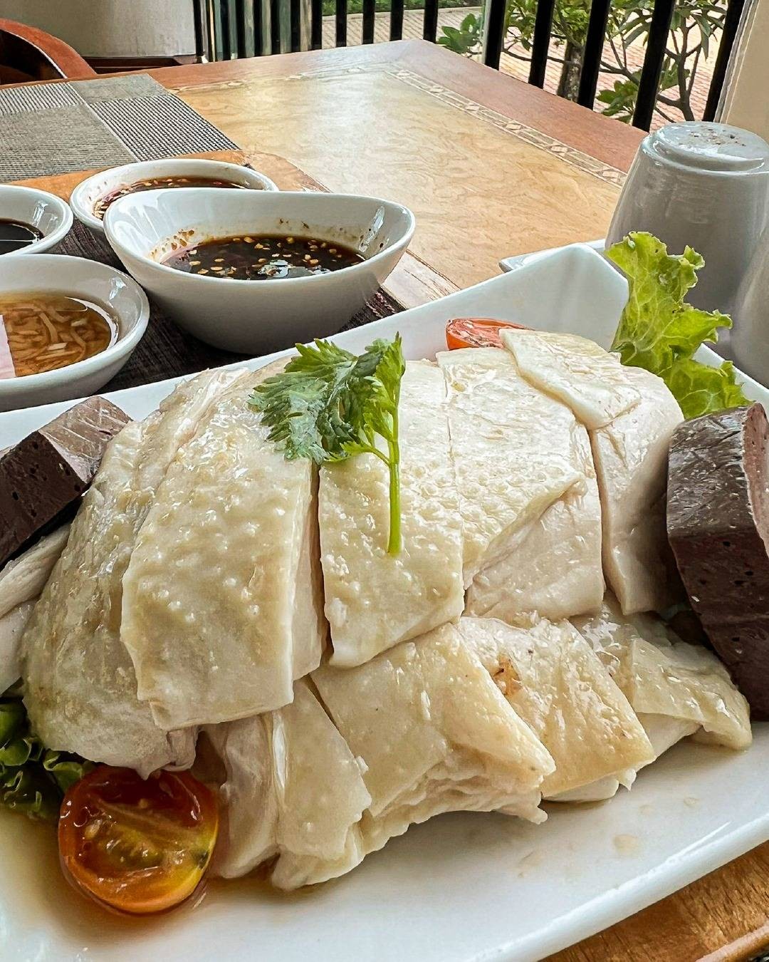 รีวิว Montien Riverside โรงแรมมณเฑียรริเวอร์ไซด์ - ข้าวมันไก่สูตรไหหลำ ...