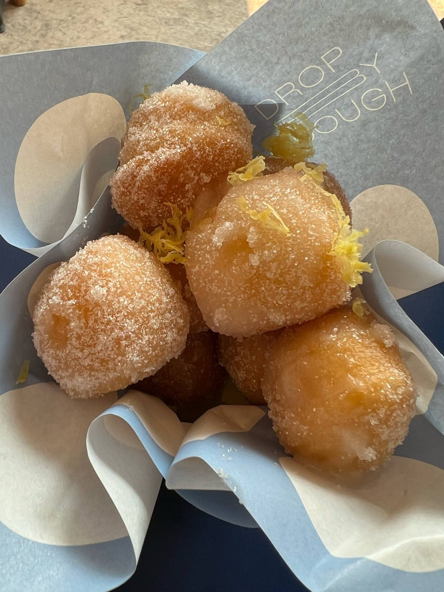 รีวิว DROP BY DOUGH EMQUARTIER 1st floor - กลางๆ ค่ะ เฉยๆ - Wongnai