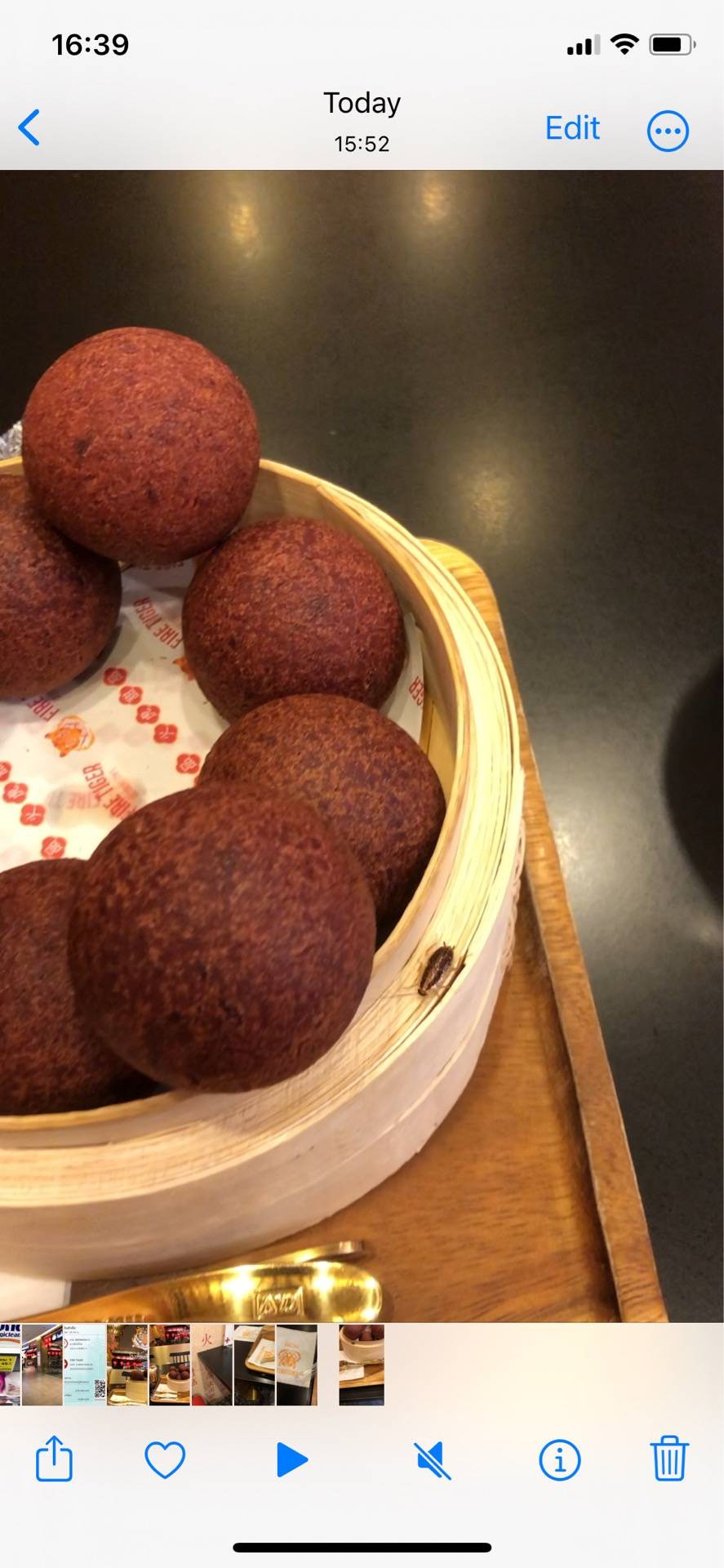 ไข่เสือมันม่วง • ไข่เสือมันม่วงร้อน กรอบ อร่อย แต่ภาชนะไม่ถูกสุขอนามัย ...