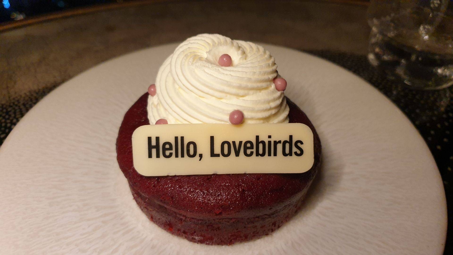 Complimentary Cake ร้าน Ojo Bangkok