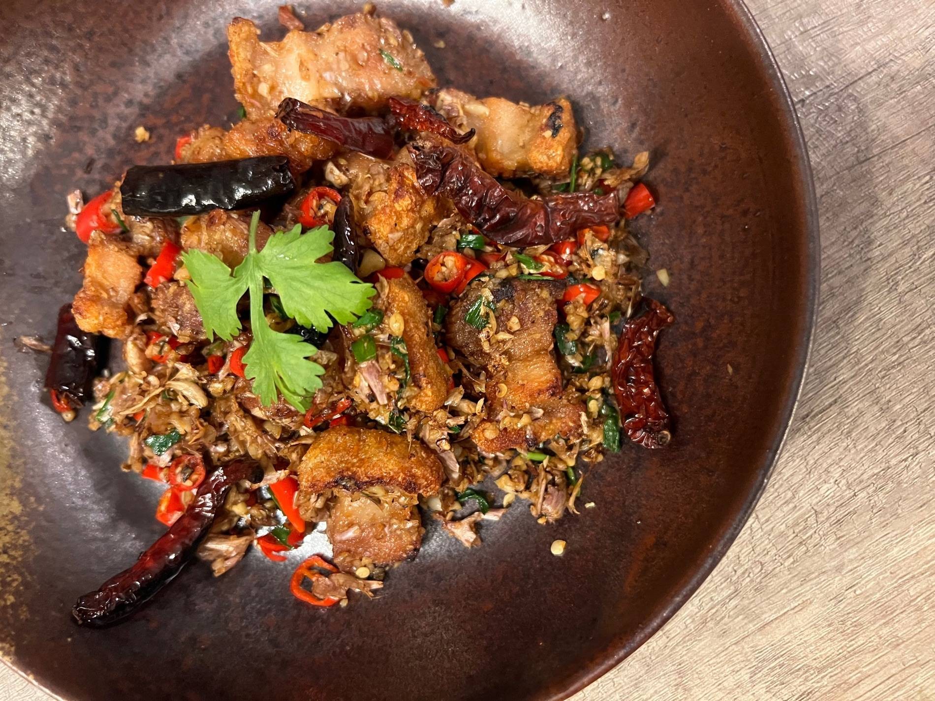 รีวิว Moo Han Ratchawat