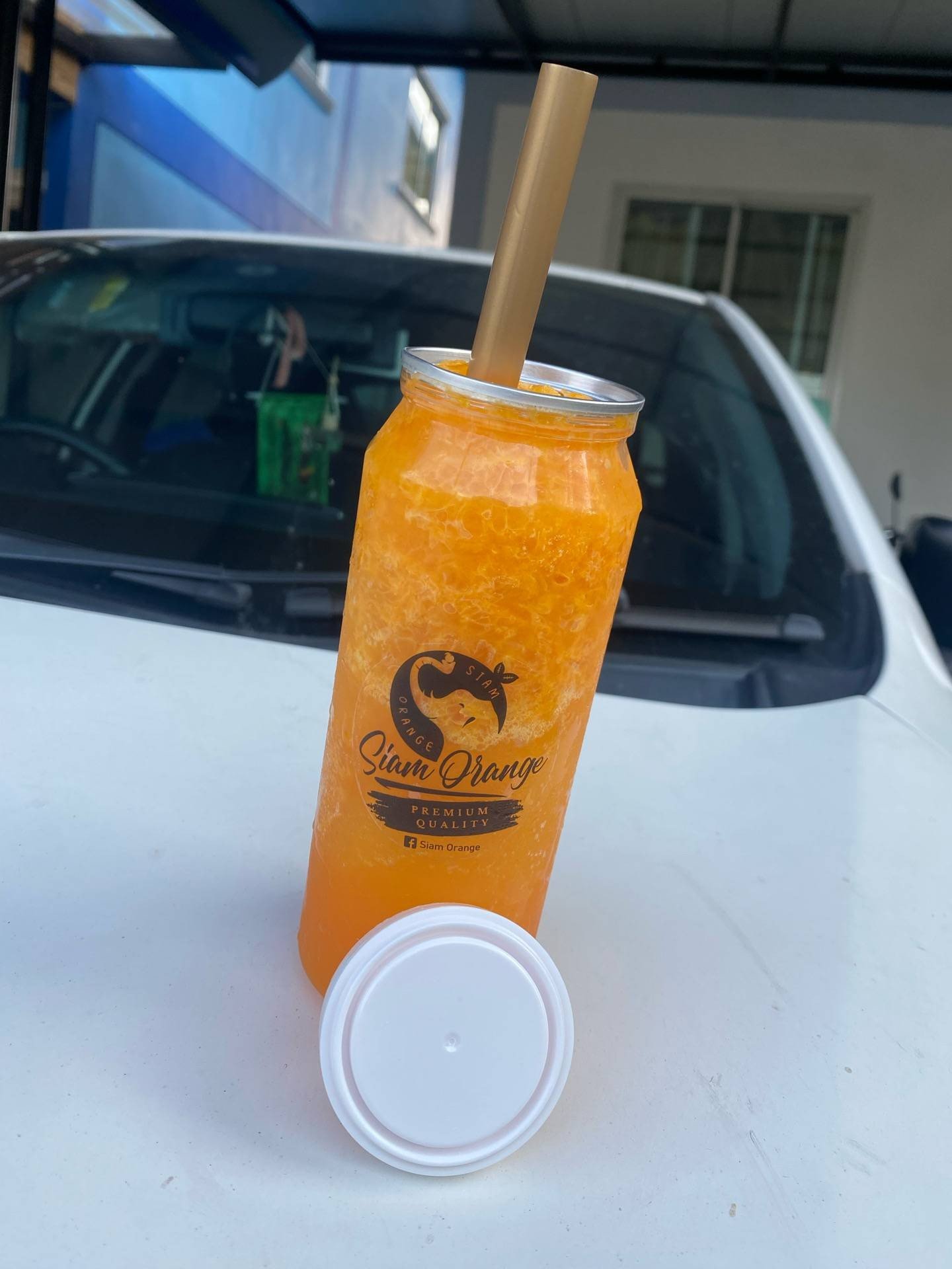 รีวิว Siam Orange วังหลังพลาซ่า - เนื้อส้มเยอะสุดๆ อร่อยมากค่ะ